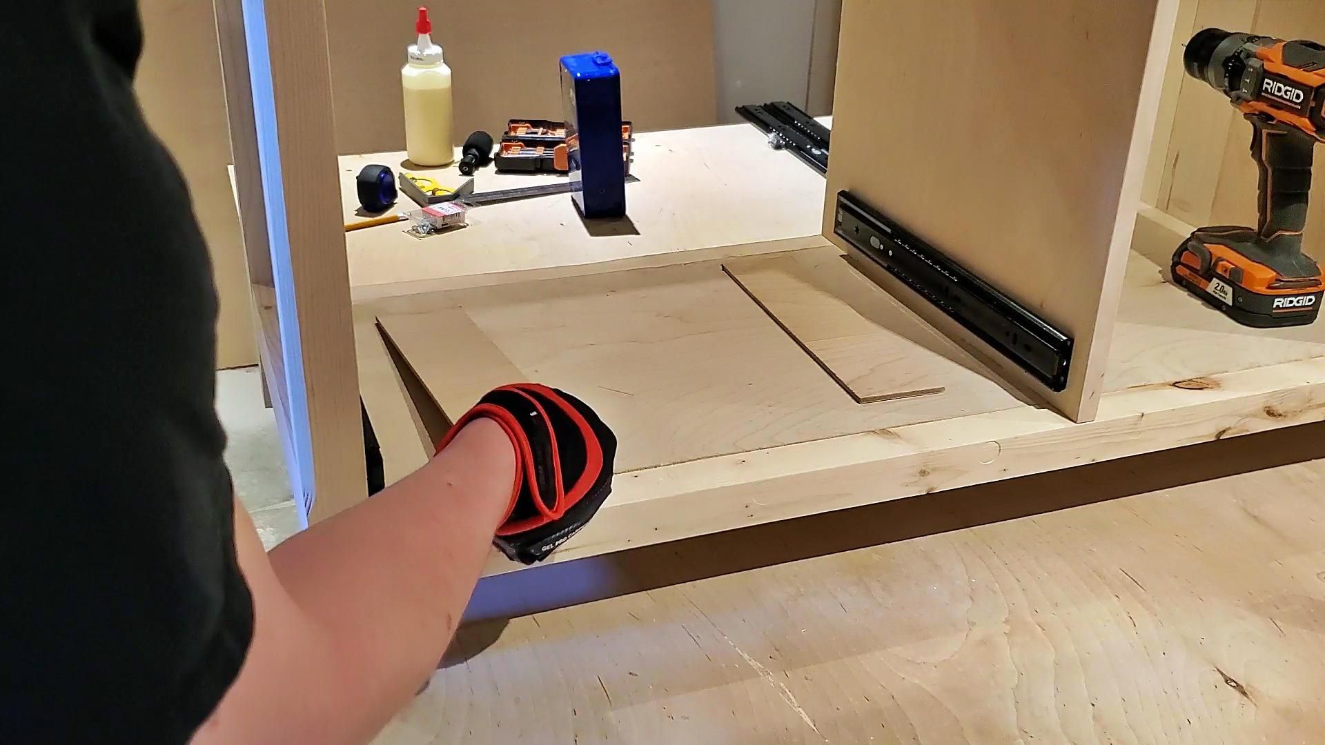 Beginners Guide to Drawers. Measure, Cut, Assemble, Mount, Finish. No ...