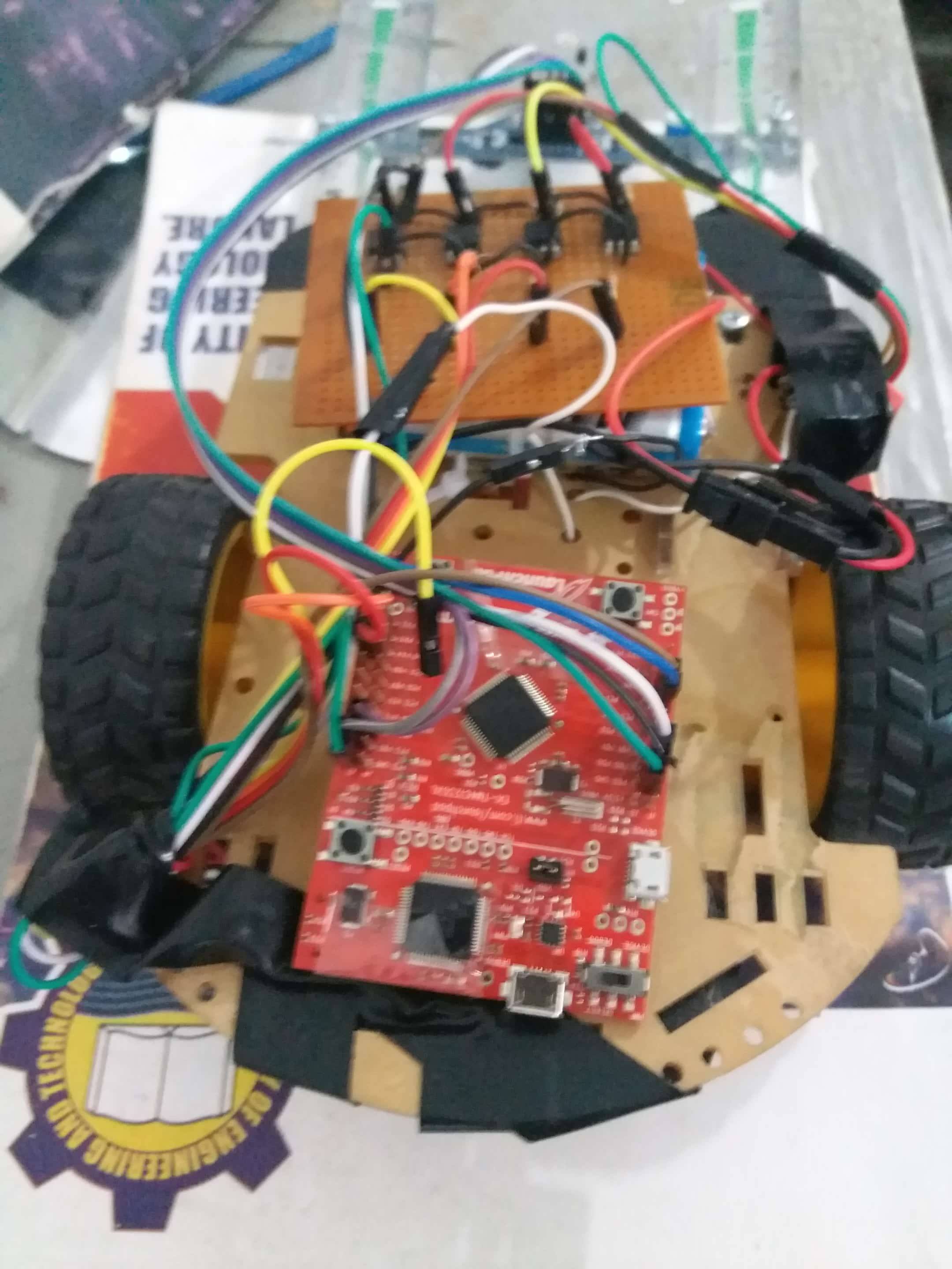 Line Following Robot Using TIVA Microcontroller TM4C1233H6PM : 3 Steps ...