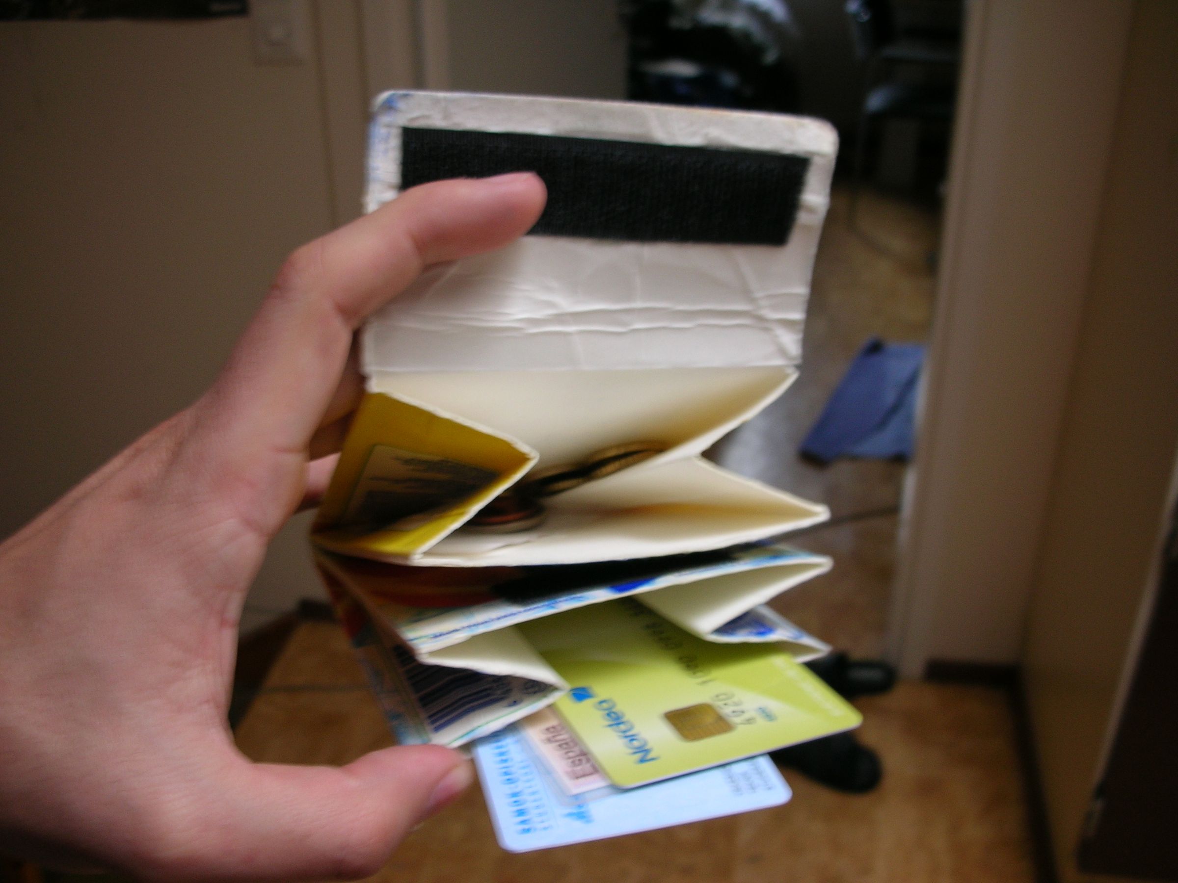 [eng] YAW (Yet Another Wallet) Made From Recycled Stuff!!!-- [esp ...