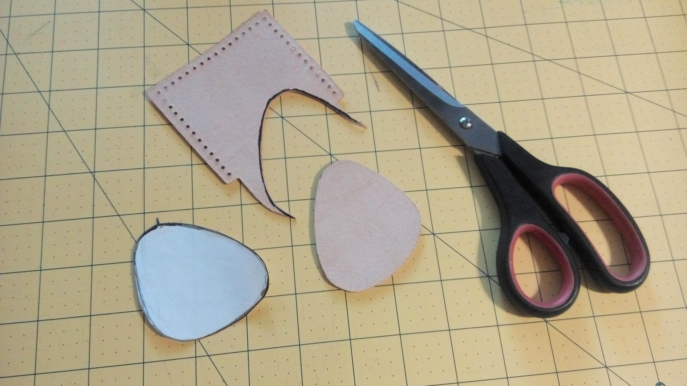 Spiked Eyepatch : 7 Steps (with Pictures) - Instructables