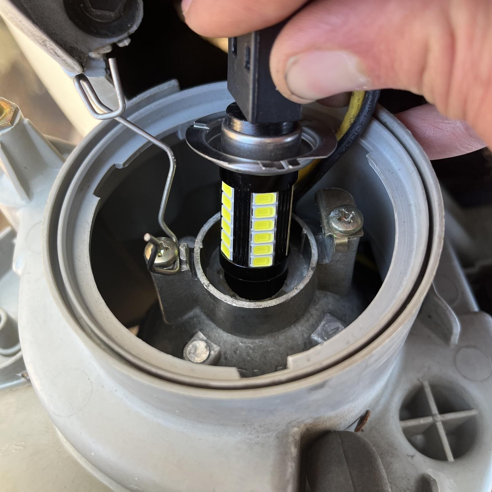 How to Make LED H7 Bulbs With a Fan and Heatsink Fit in a Headlight ...