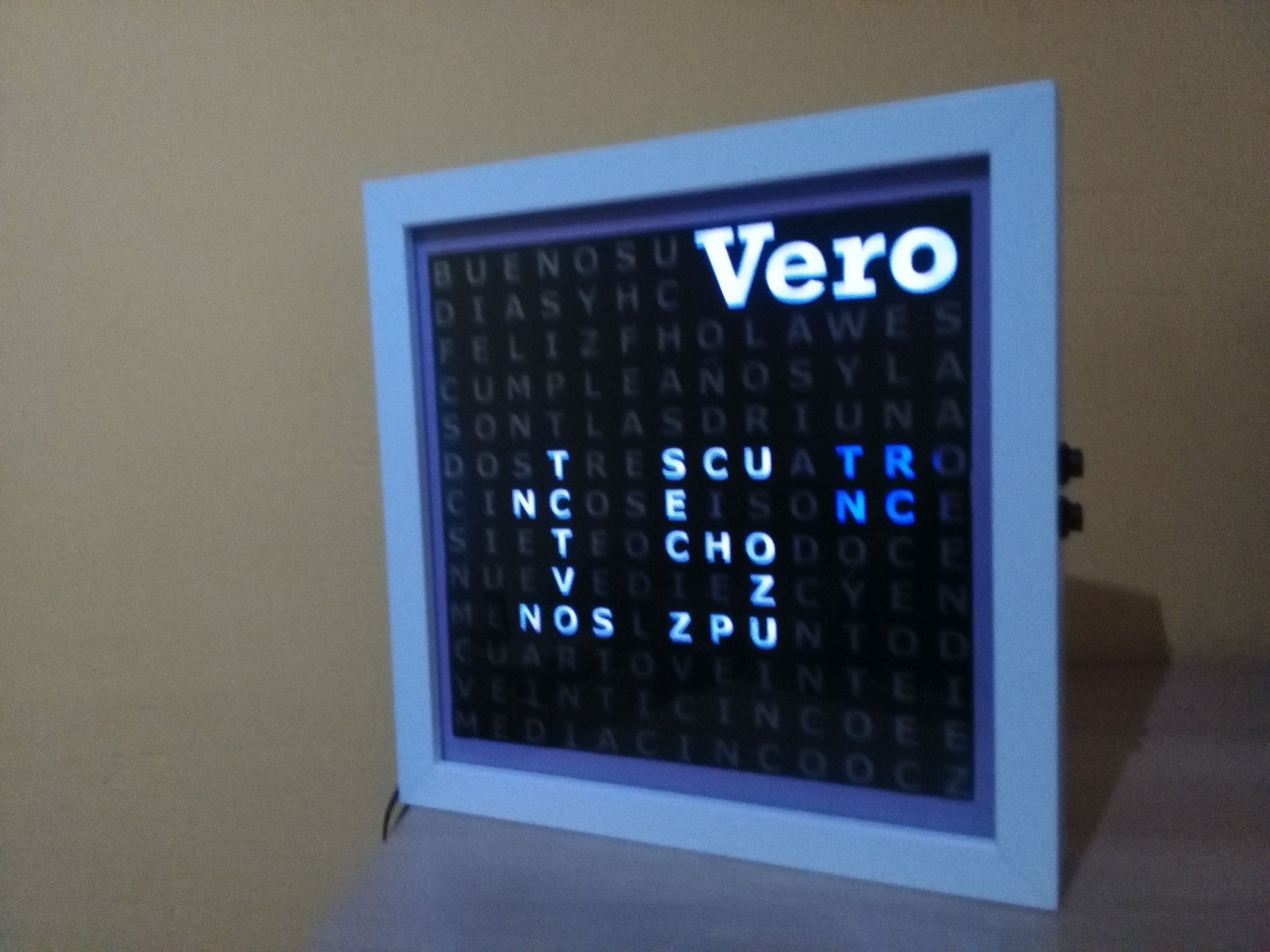 Javelin's Word Clock : 9 Steps (with Pictures) - Instructables