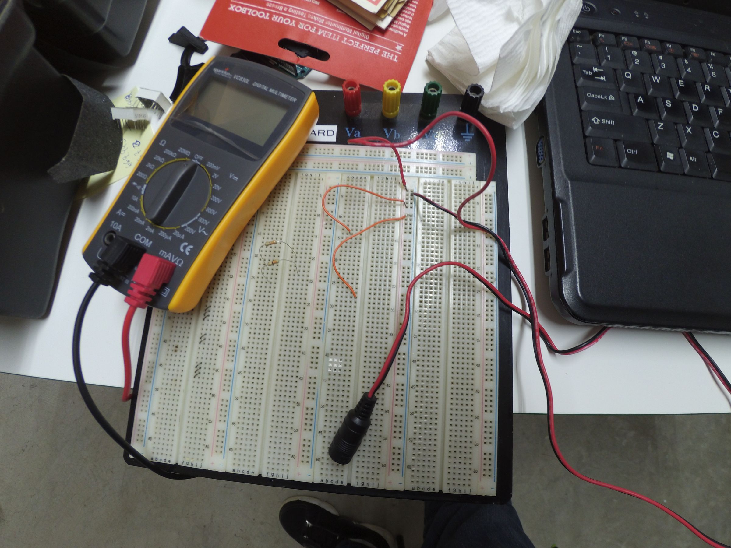 How to Make Voltage Divider : 4 Steps - Instructables