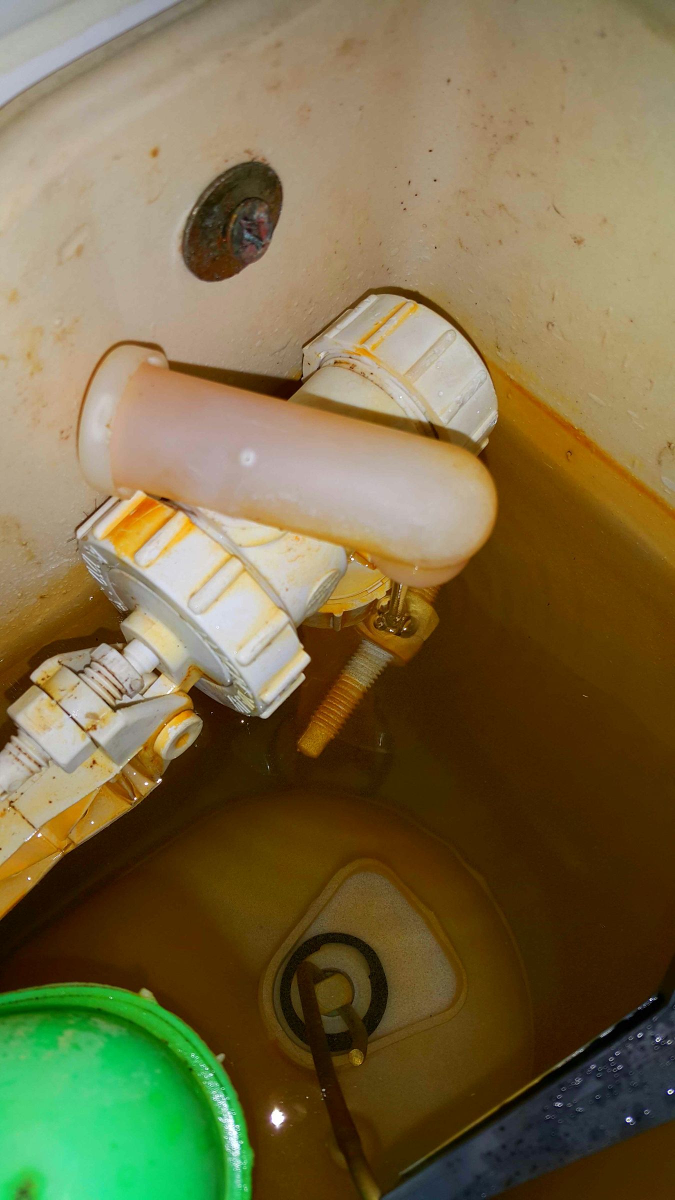 Adjusting a Toilet Tank Fill Level. : 3 Steps - Instructables
