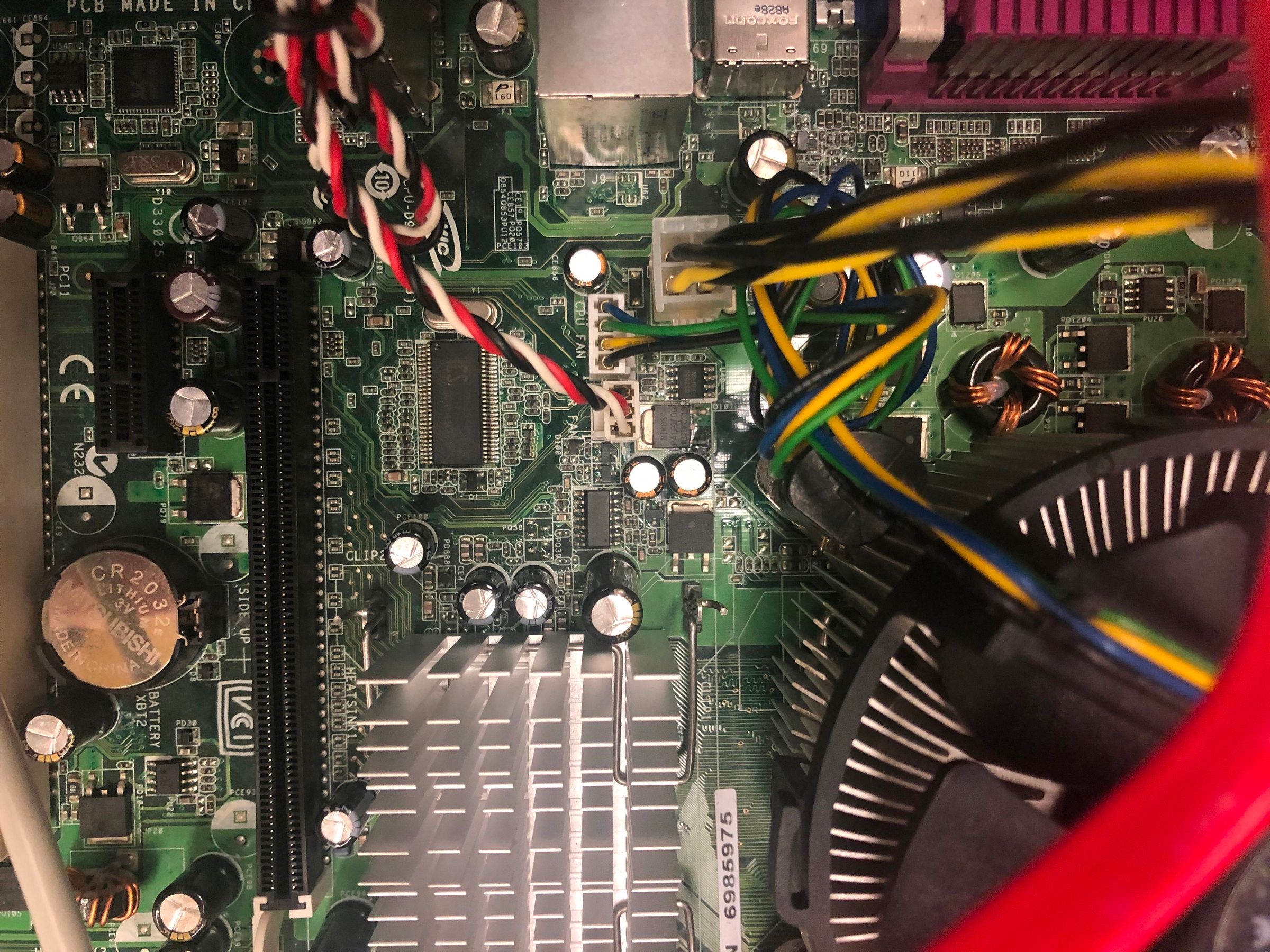 How to Disassemble a Computer With Easy Steps and Pictures : 13 Steps ...