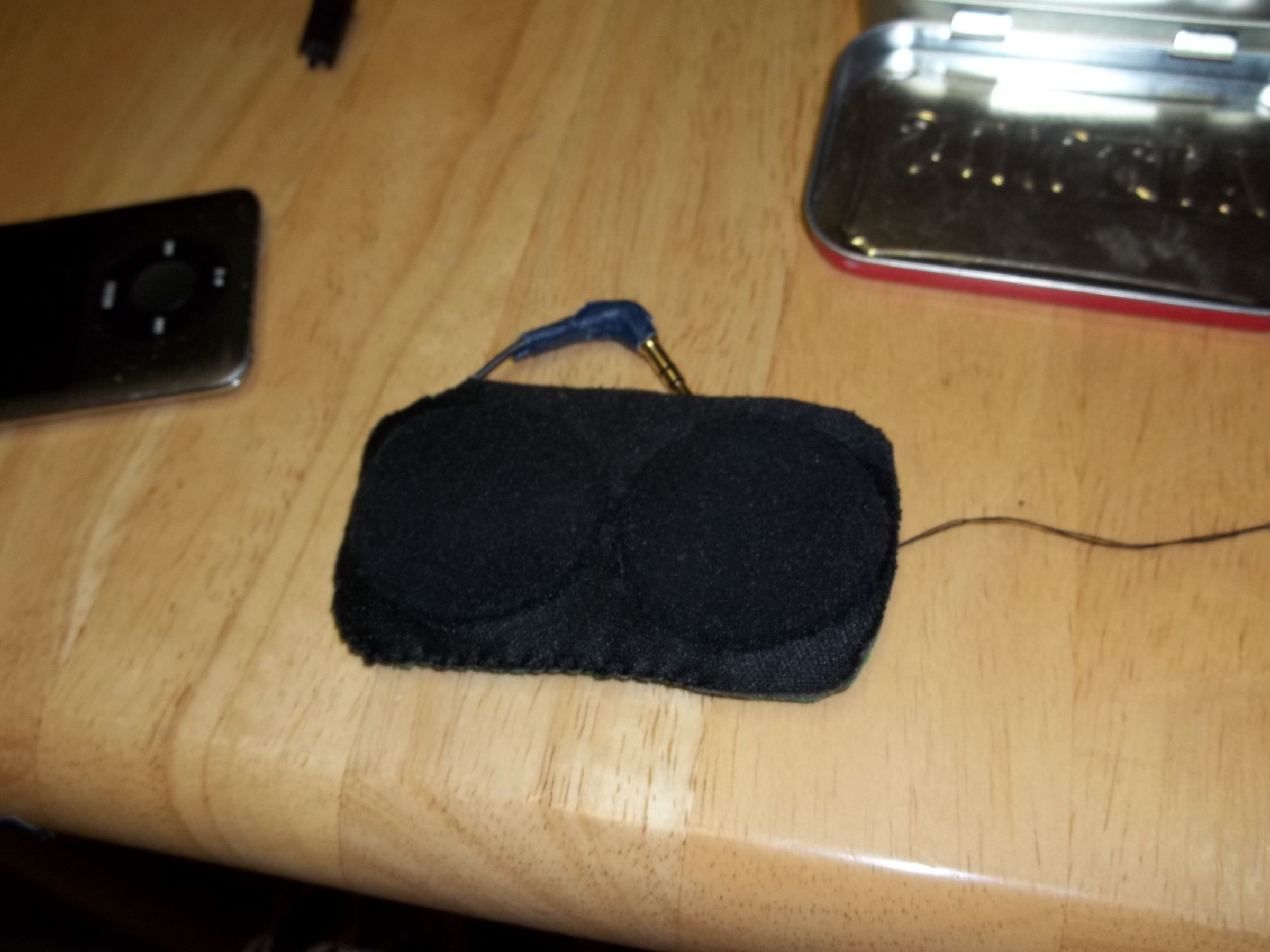 Altoid Ipod Speaker Case : 7 Steps - Instructables