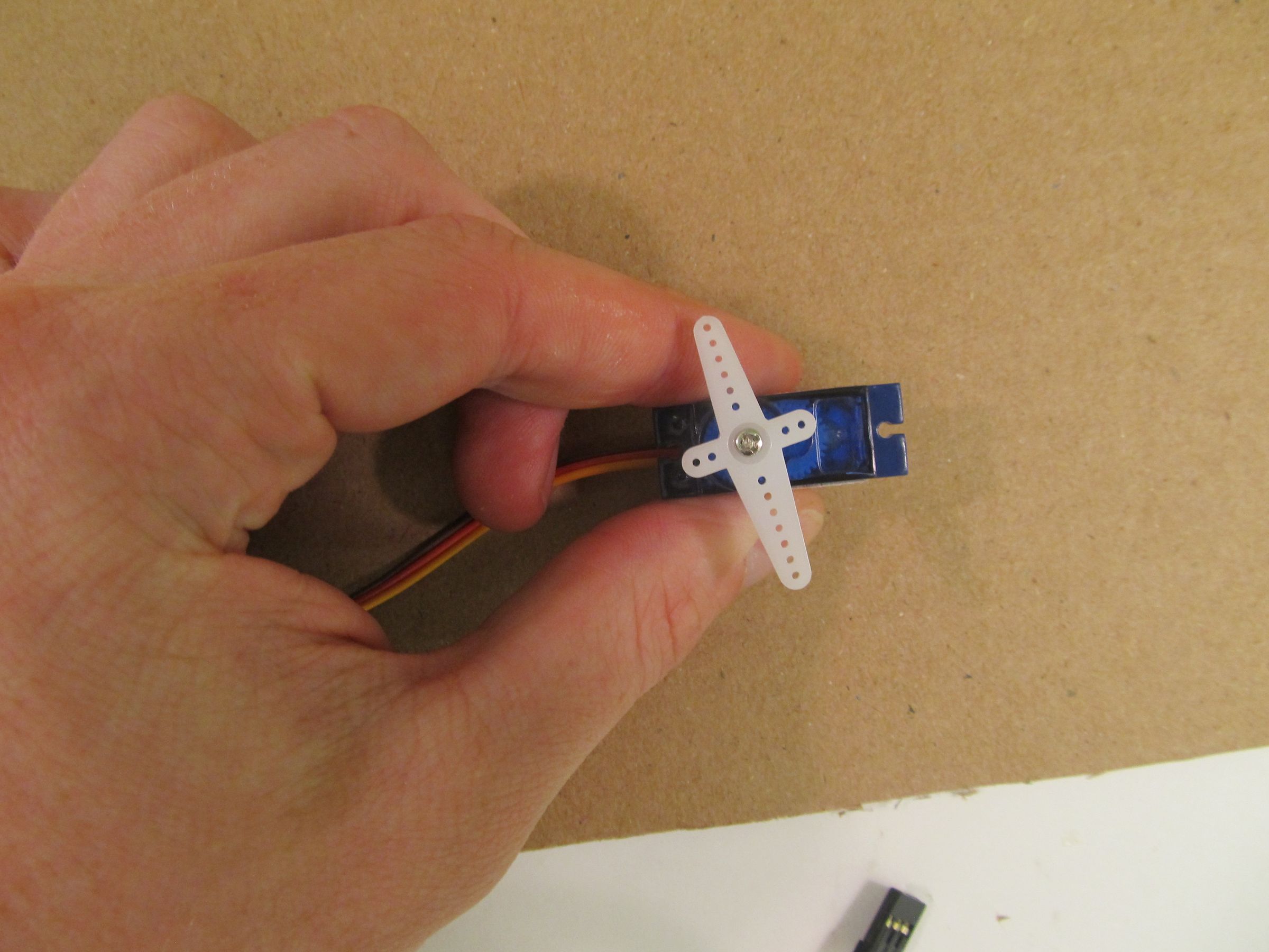 Cardboard Robot Arm for Cheap Robots : 34 Steps (with Pictures ...