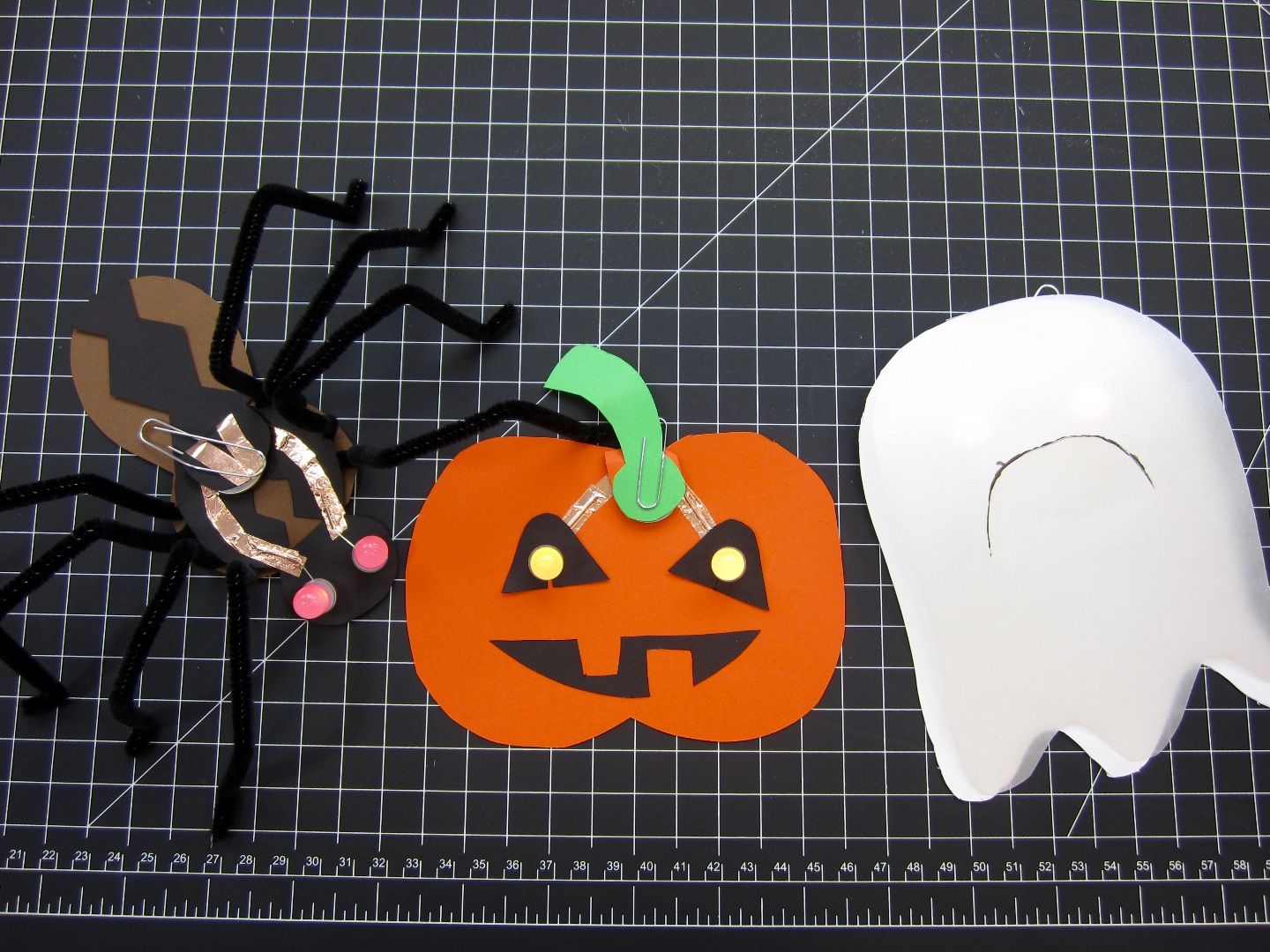 Halloween LED Paper Crafts : 12 Steps (with Pictures) - Instructables