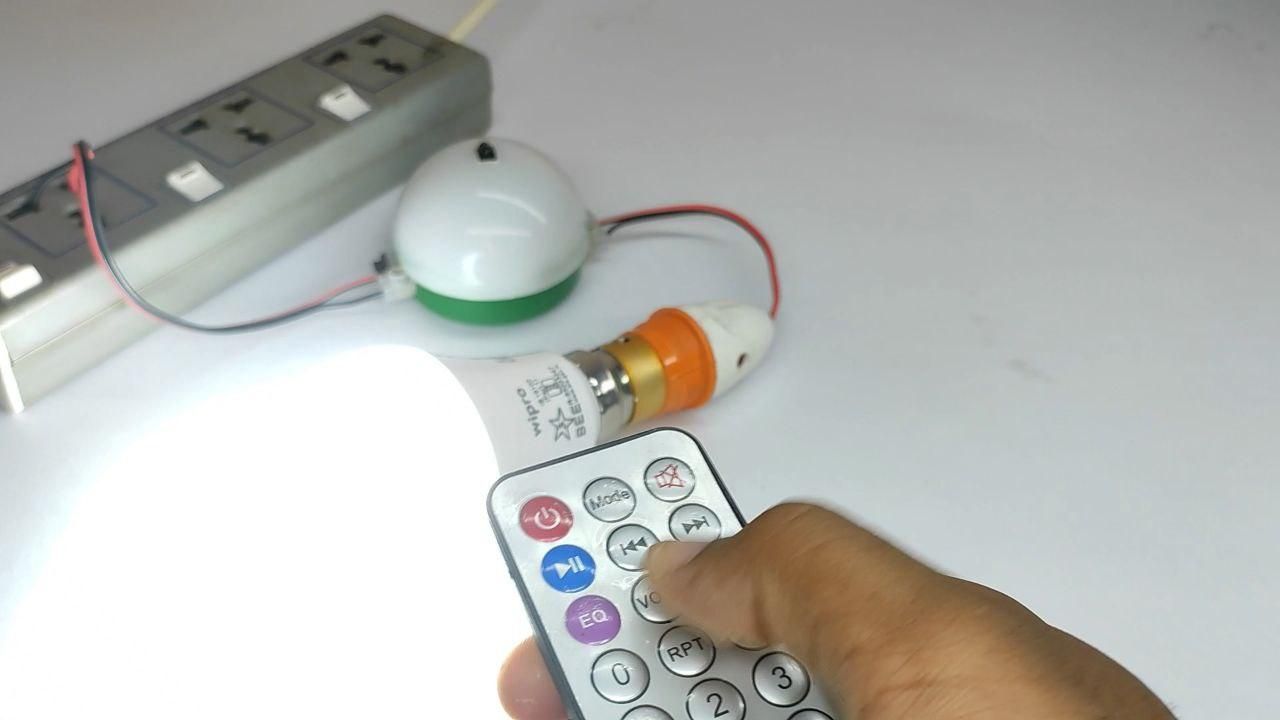 How to Make Simple Remote Control (Switch ON and OFF) for Electrical ...