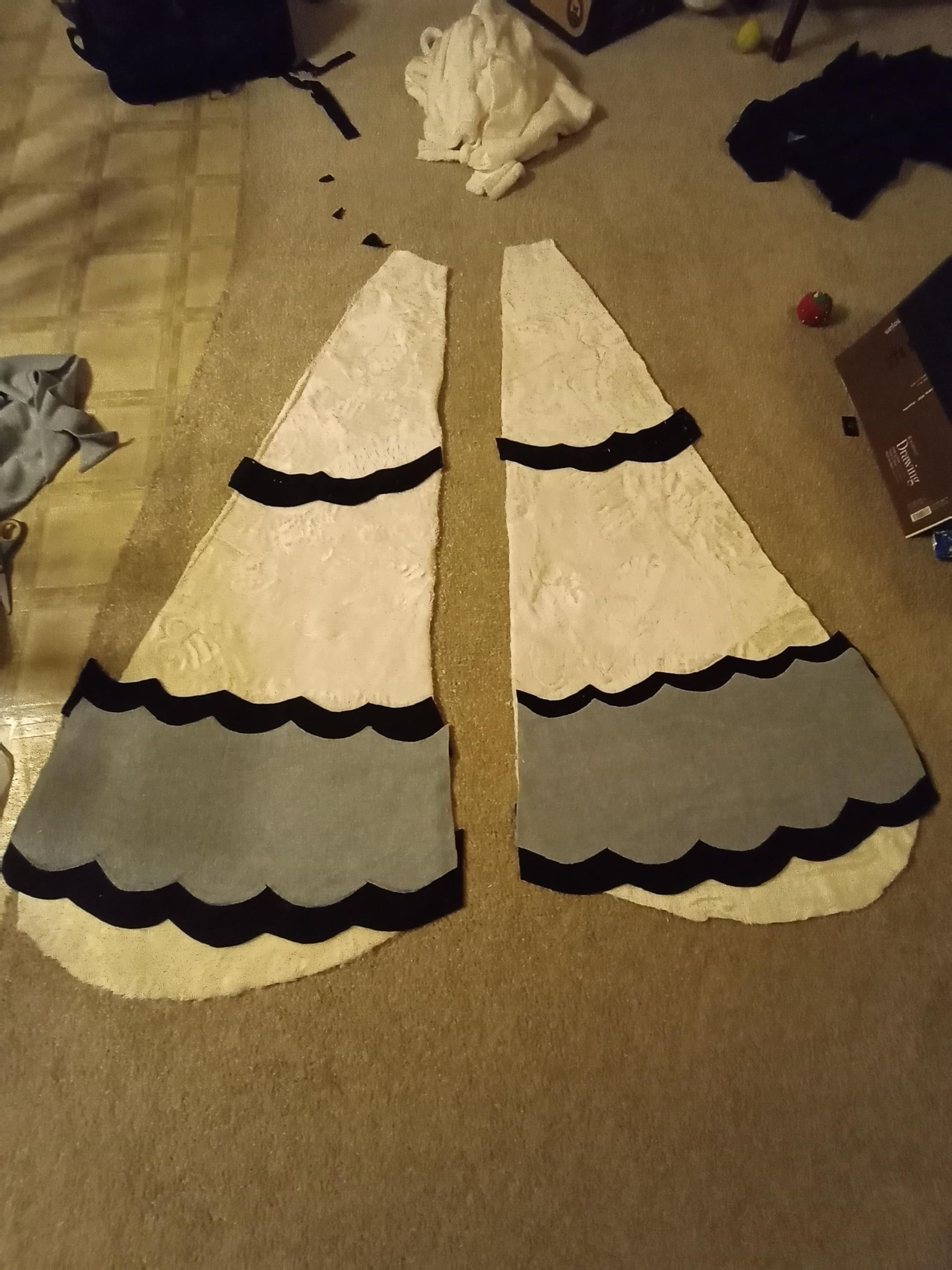 Moth Wing Cloak : 11 Steps (with Pictures) - Instructables