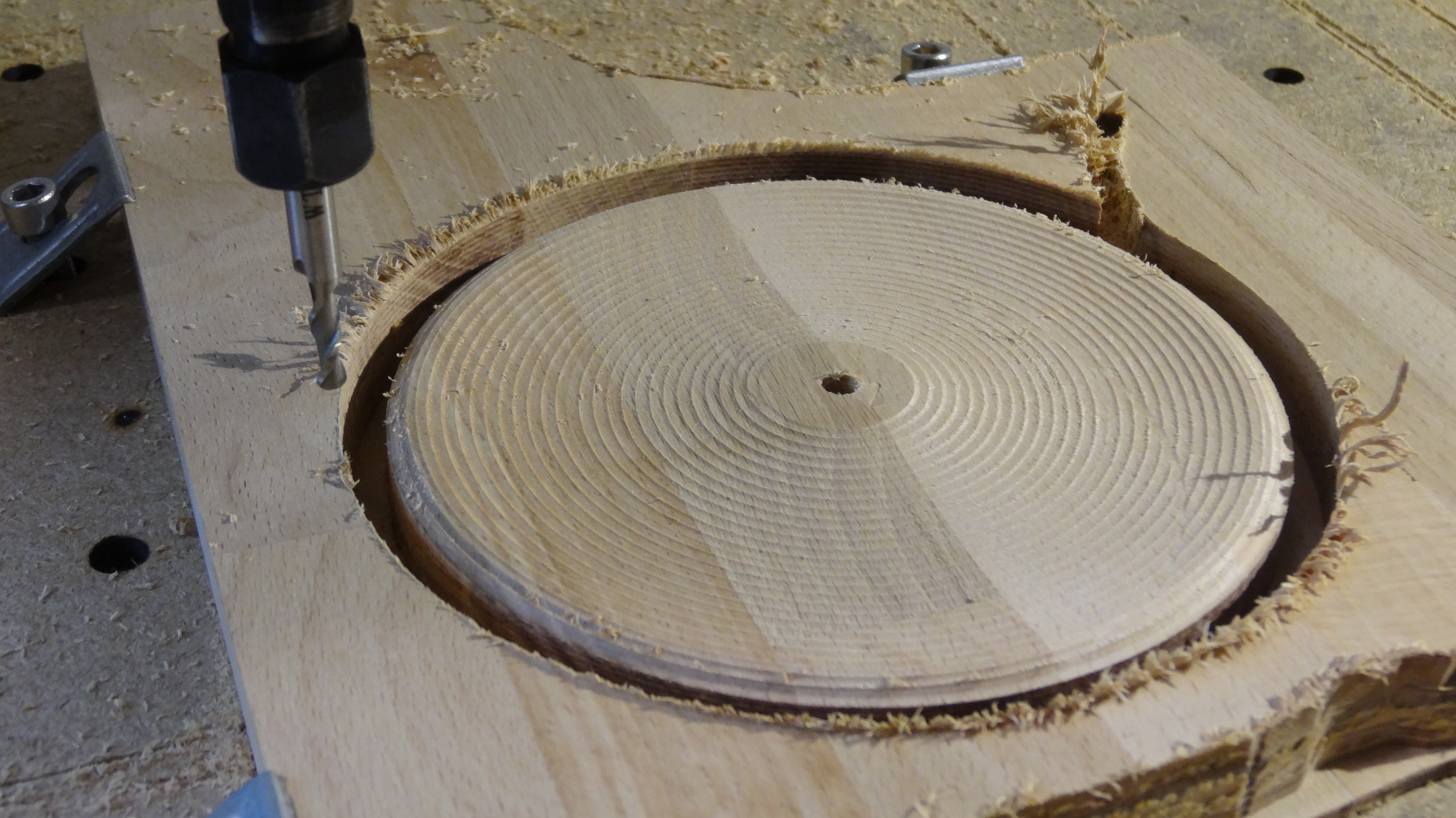 Knit Like a Pro: the Wool Dispenser : 4 Steps (with Pictures ...