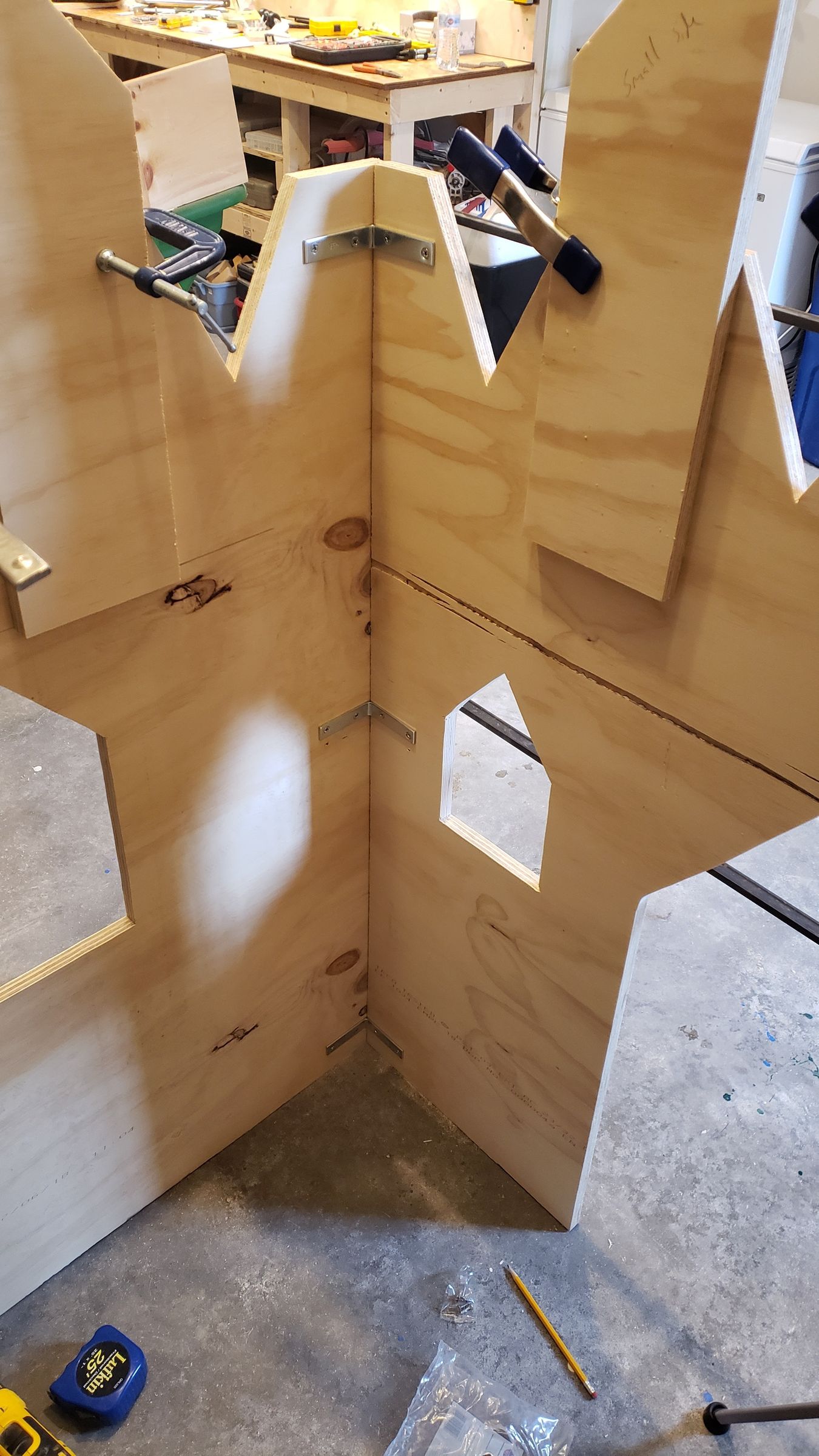 Under-the-Stairs Elsa Ice Castle : 13 Steps (with Pictures) - Instructables