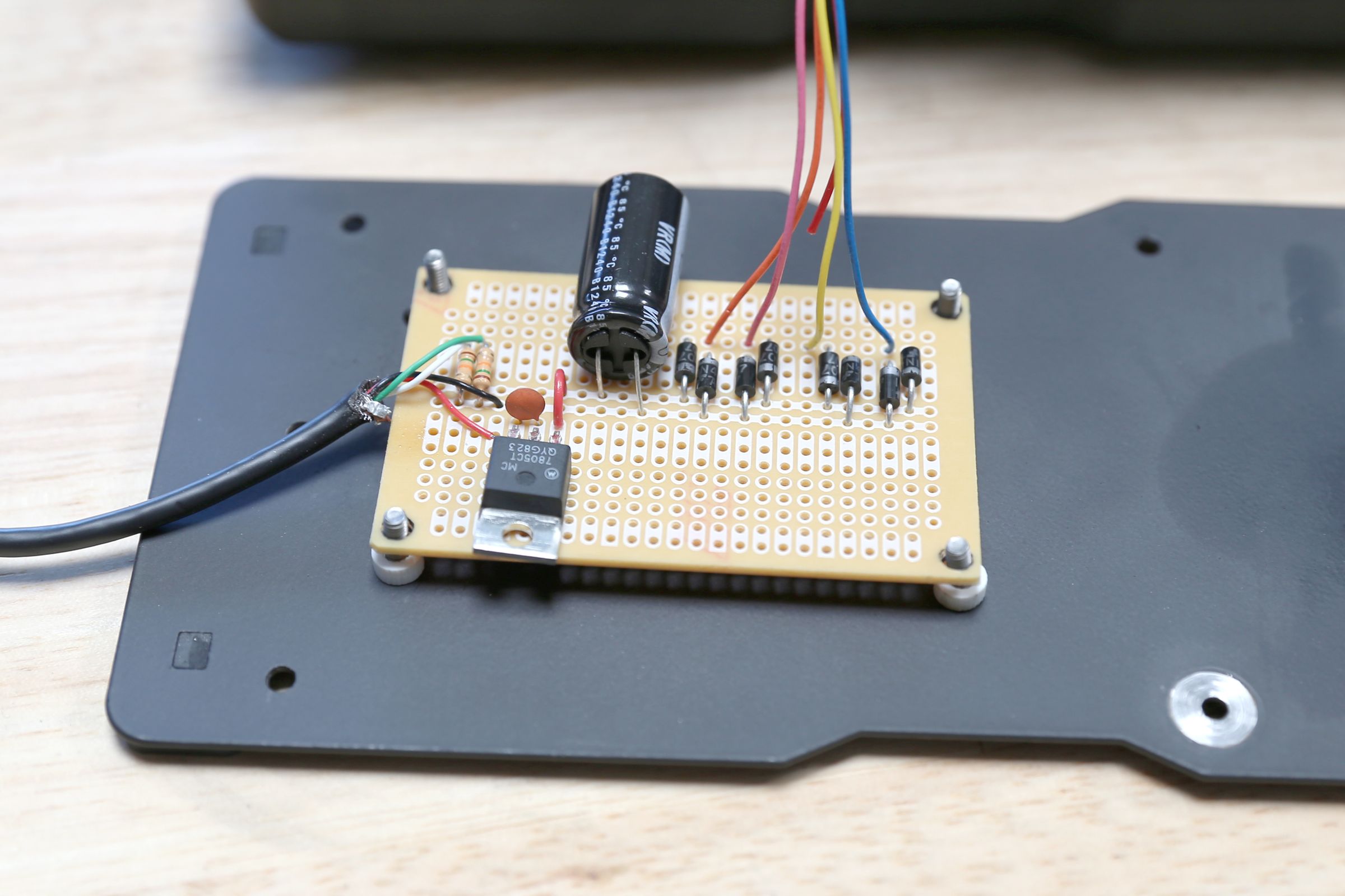 Shaky Leg Power Generator : 19 Steps (with Pictures) - Instructables