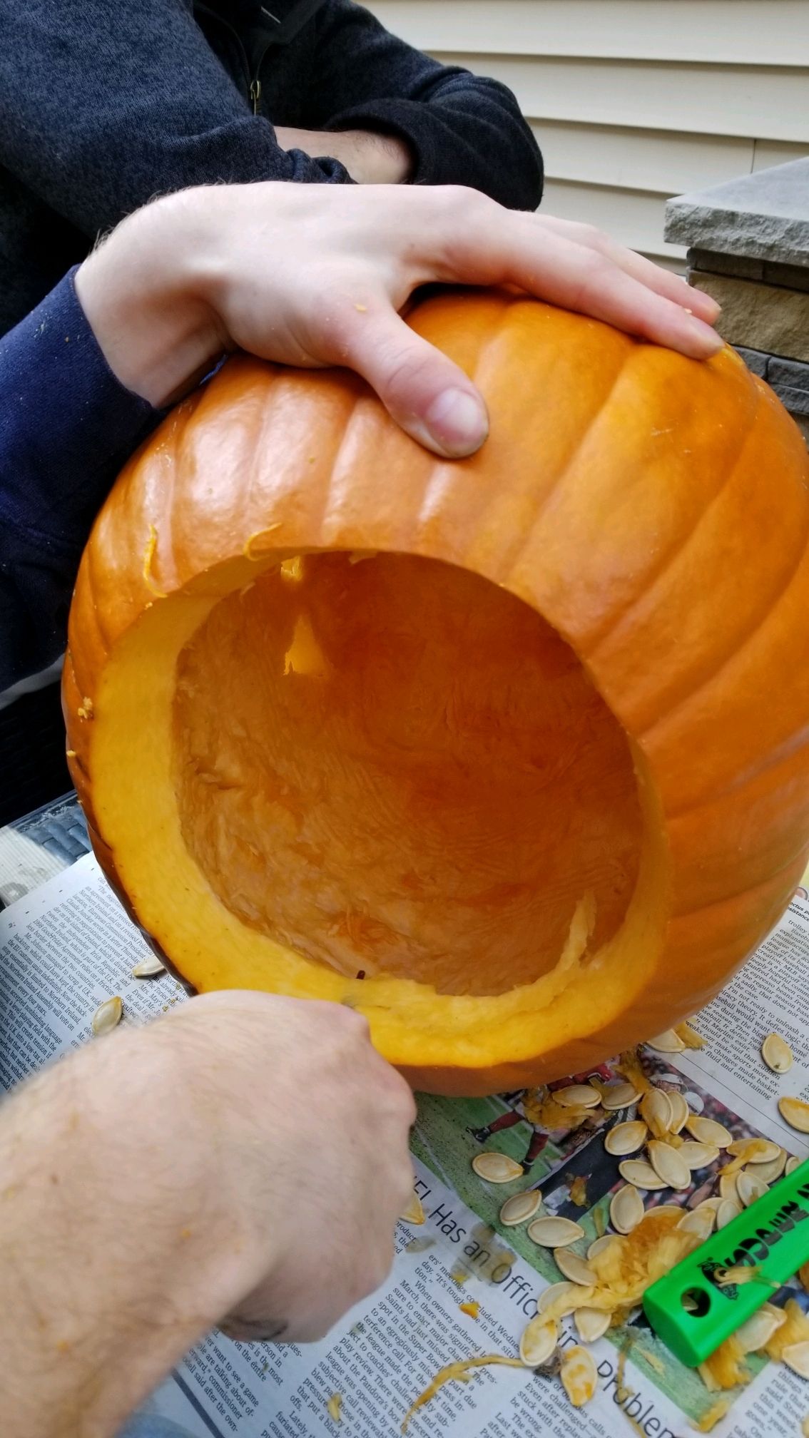 The Pumpkin Head Prop : 6 Steps - Instructables