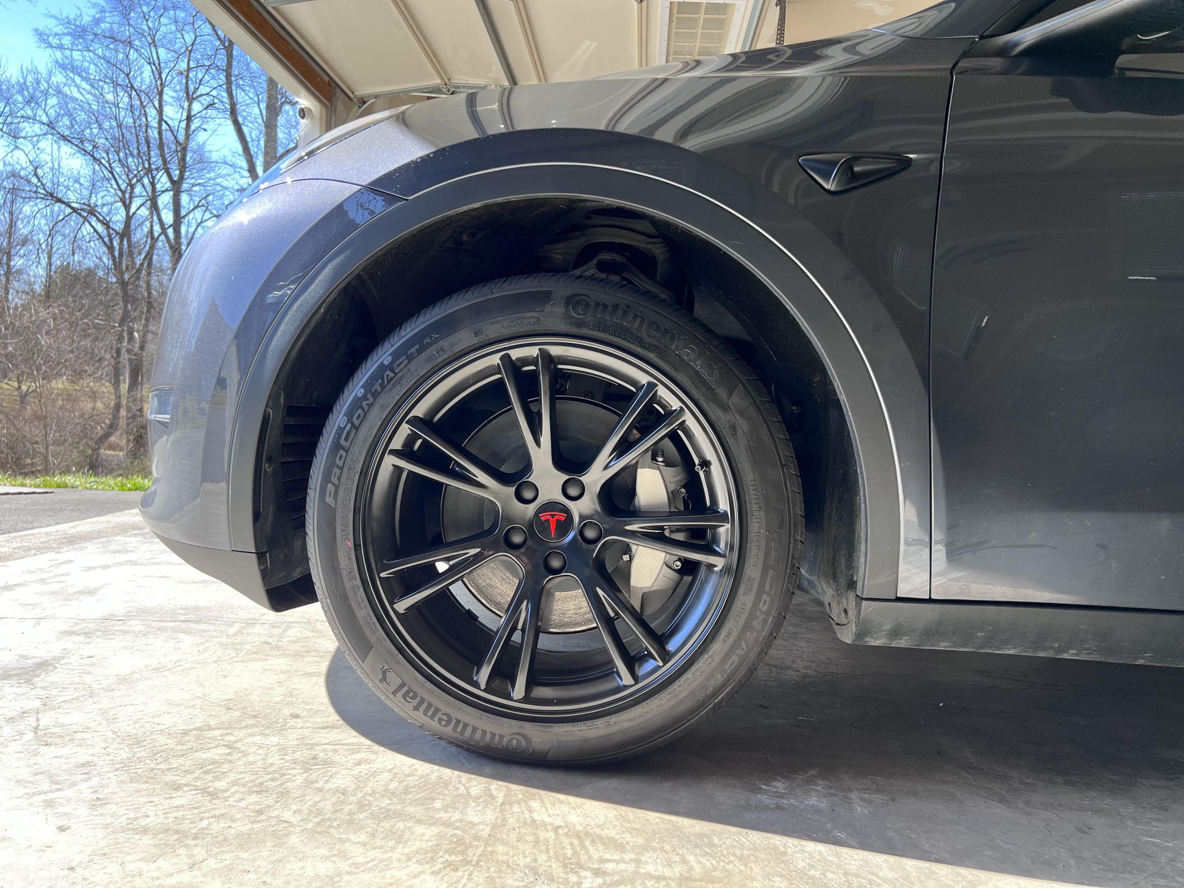 Customize Your Tesla Model Y: a Step-by-Step Guide to Plasti Dipping ...