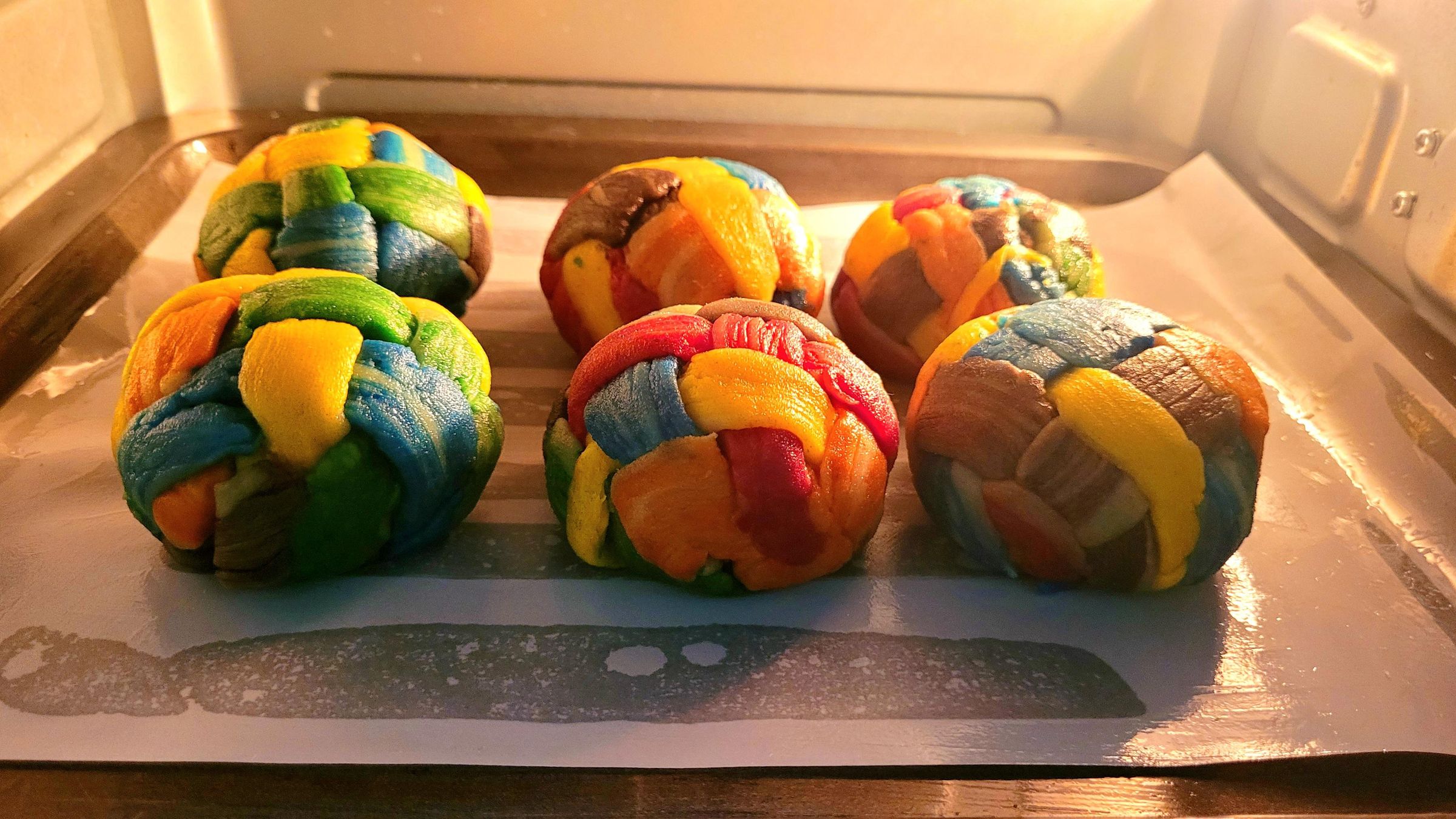 Weaved Rainbow Mooncake Pastry : 16 Steps (with Pictures) - Instructables