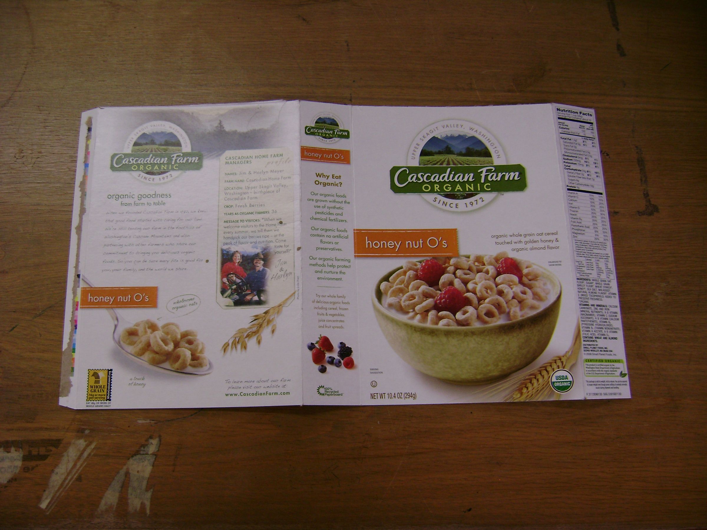 Up-Cycled Cereal Box Notebook : 8 Steps - Instructables