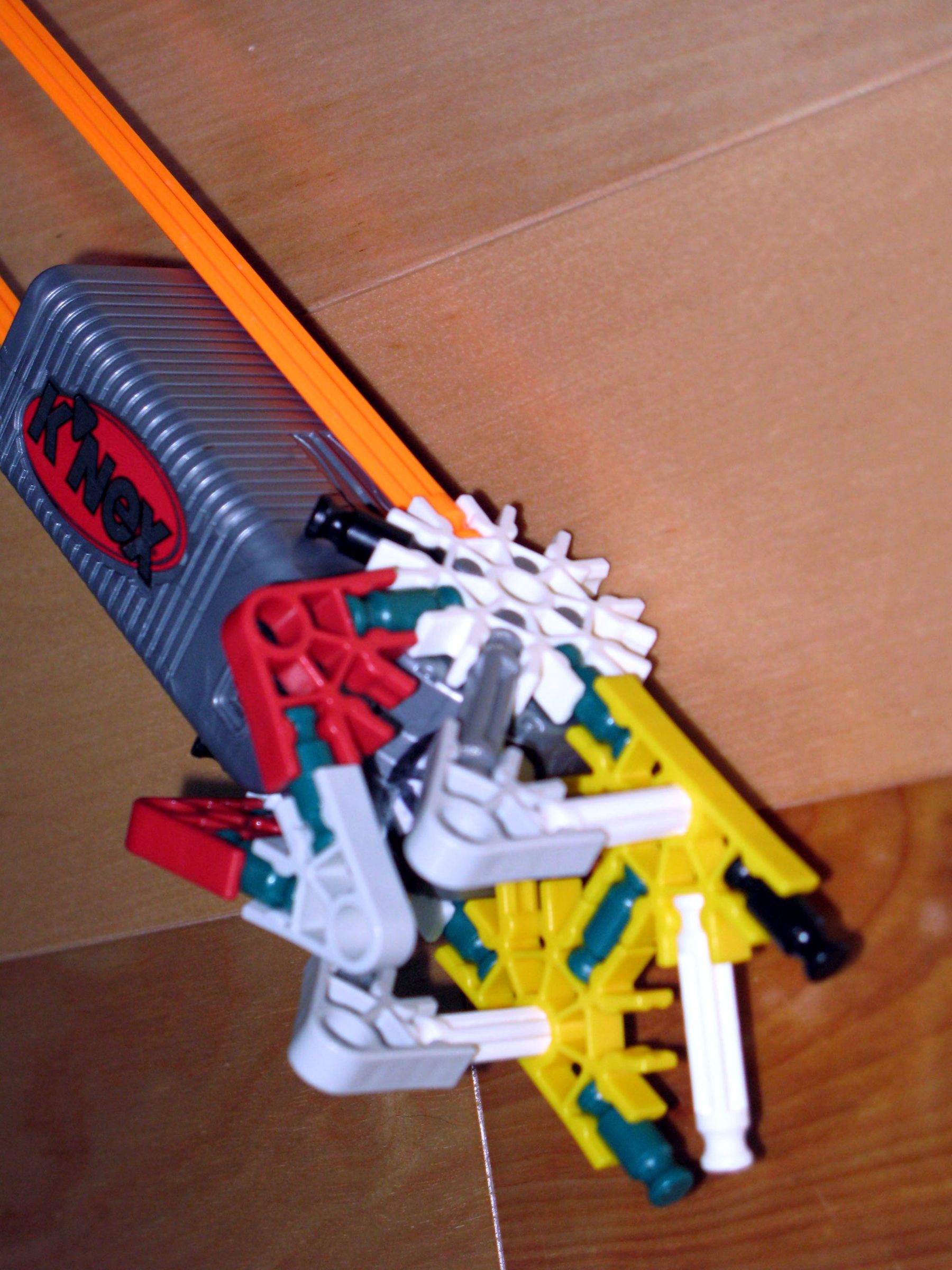 K'nex Five Wheeler : 6 Steps - Instructables