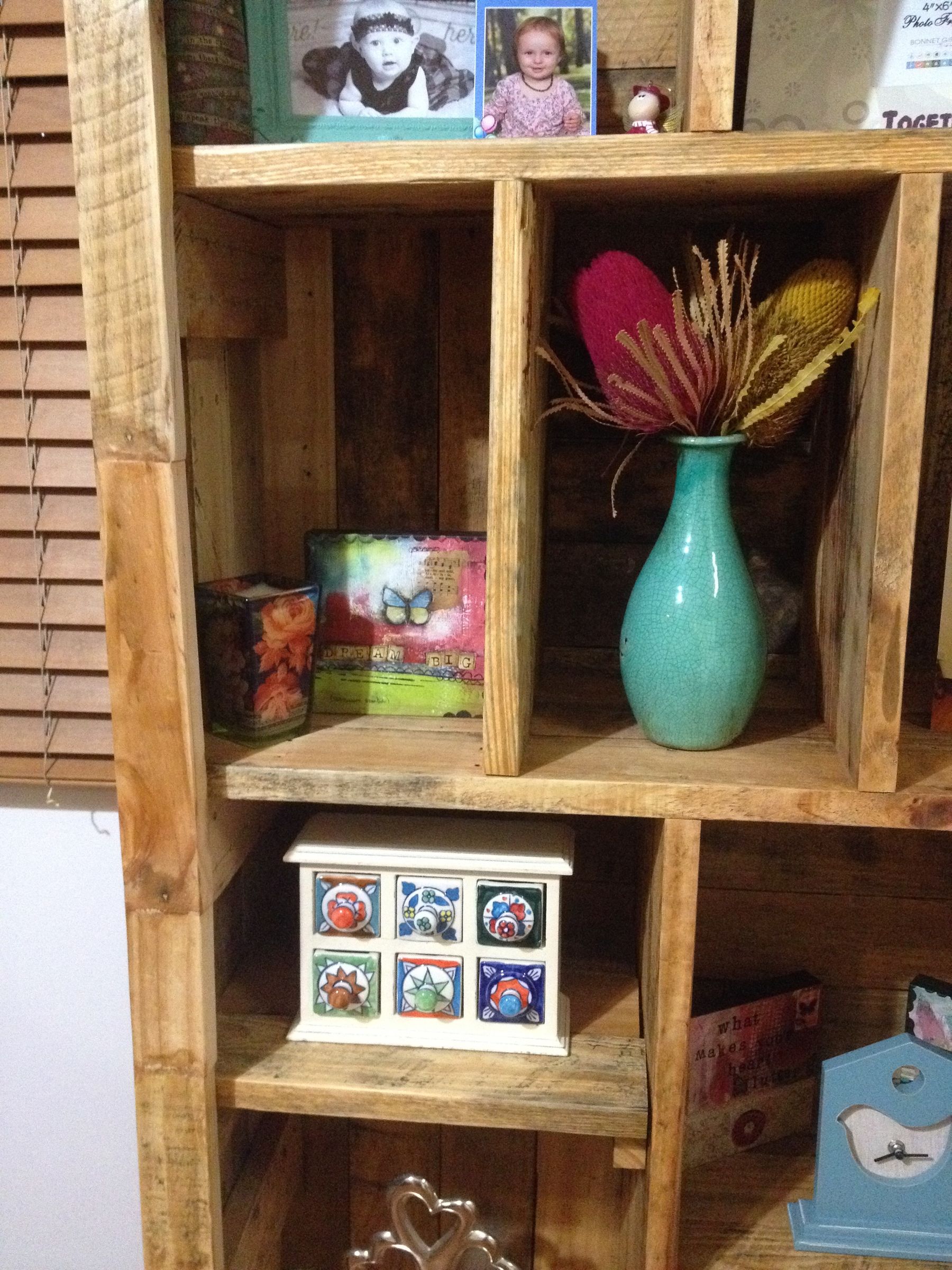 Feature Shelving Unit for the Lounge : 9 Steps (with Pictures ...