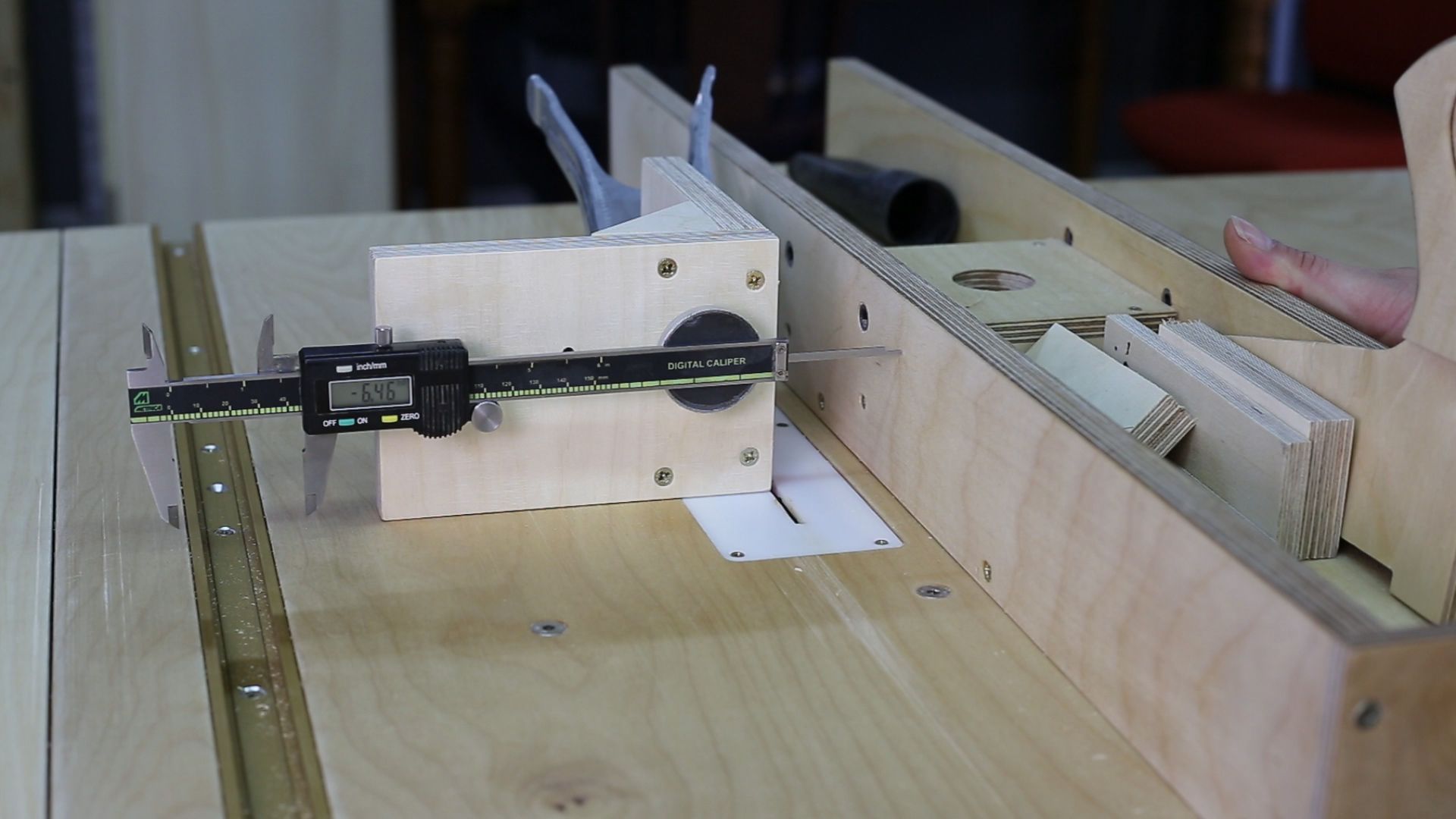 How to Make a Simple Height Gauge : 11 Steps (with Pictures ...
