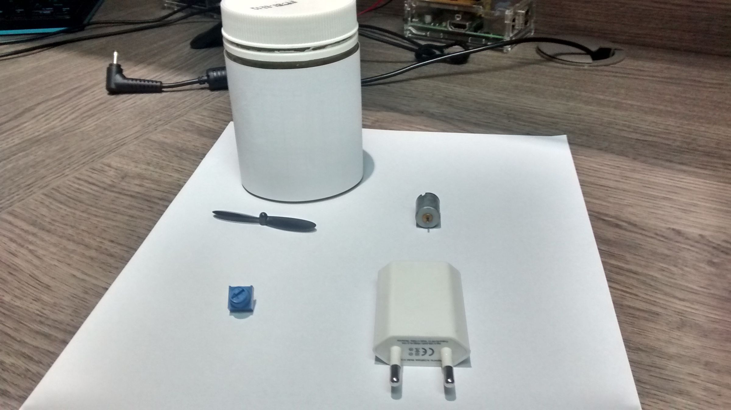 DIY an Electronic Air Freshener Deodorizer : 6 Steps - Instructables