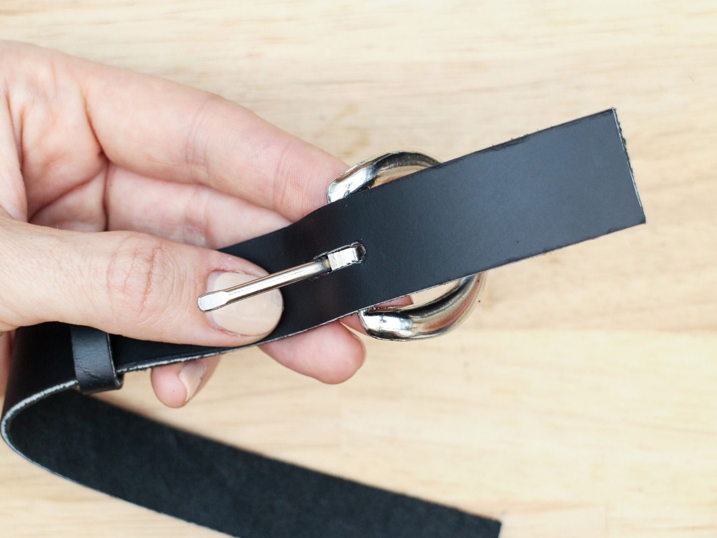 Leather Hardware: Buckles and Clasps : 9 Steps - Instructables