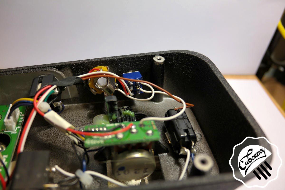 VOX WAH V847 As an Expression Pedal to AUTO WAH (BEHRINGER DW400 ...