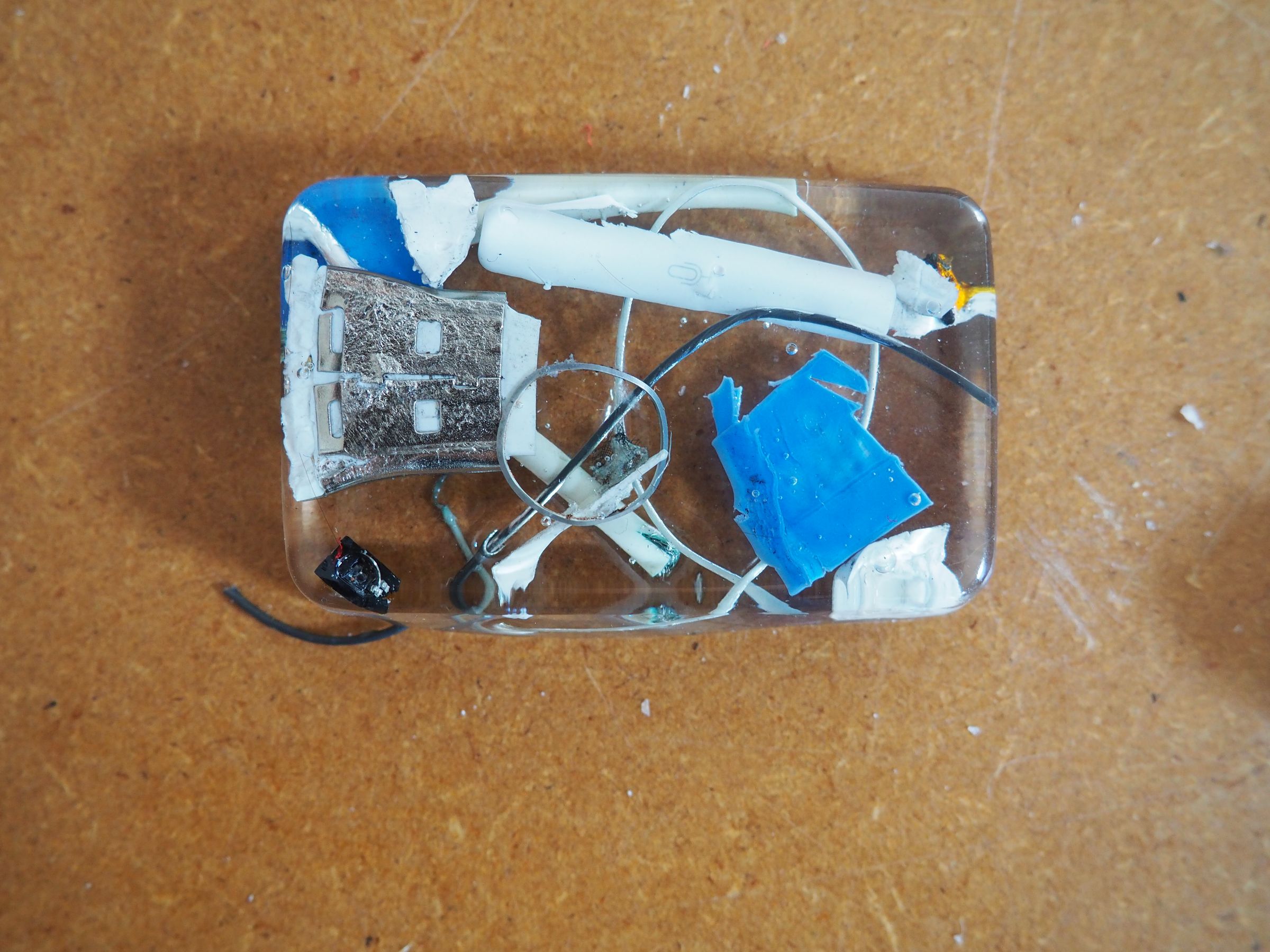 E-waste Ring : 6 Steps - Instructables
