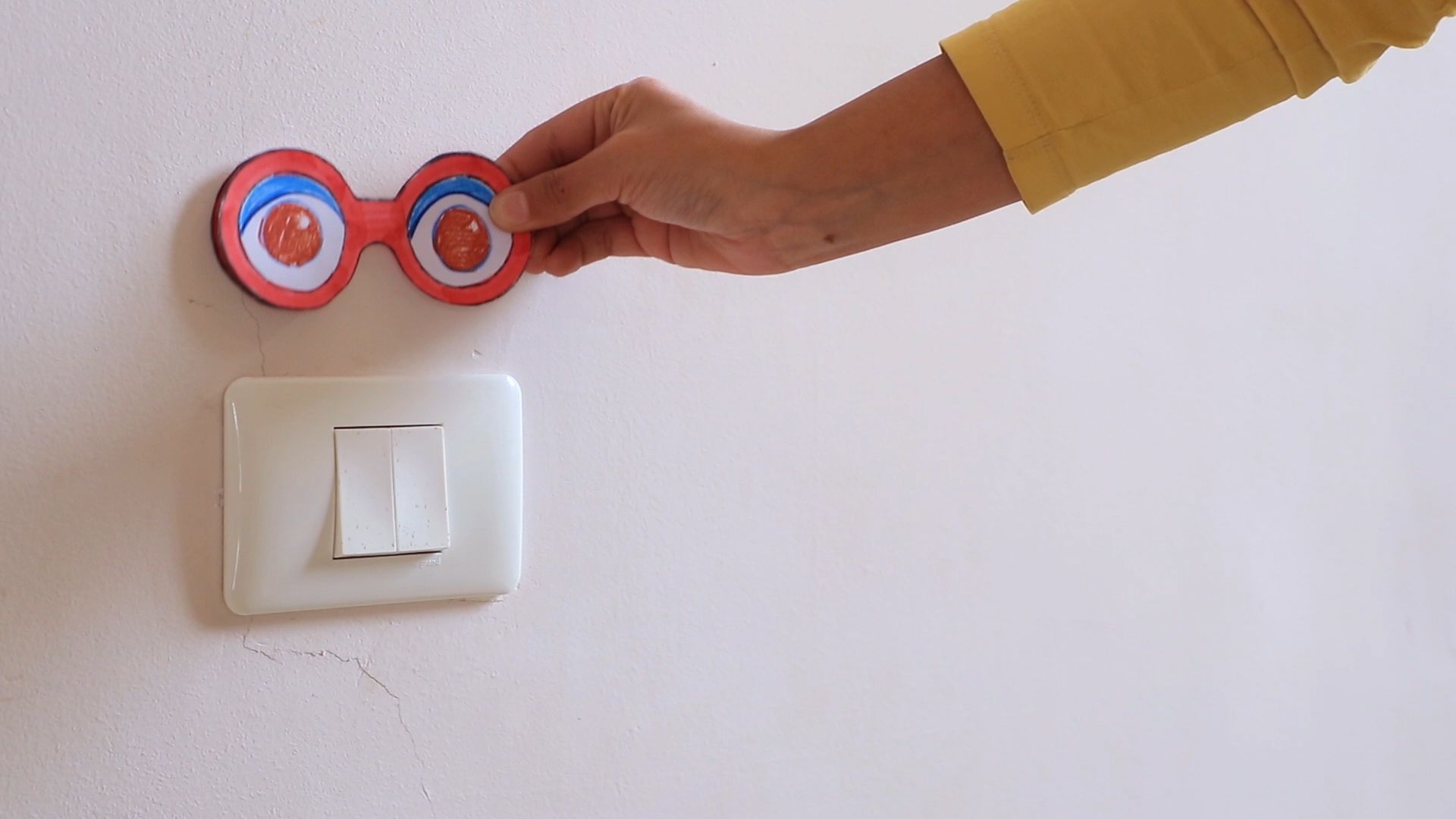 Stop Motion Printable | How to Make Friends at Home! : 14 Steps (with ...