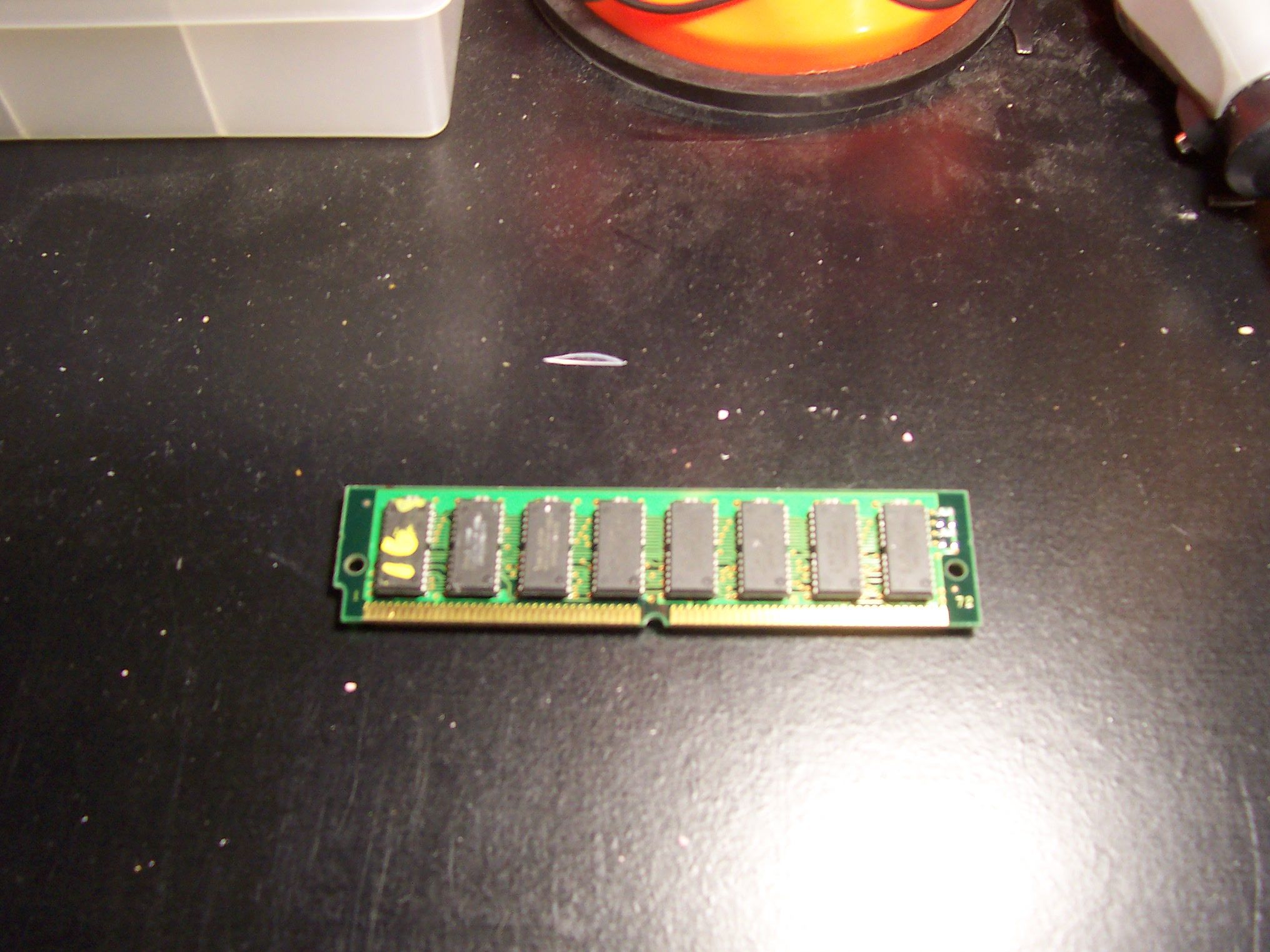 Upgrading the Memory in a Cisco 2500 Series Router : 9 Steps ...