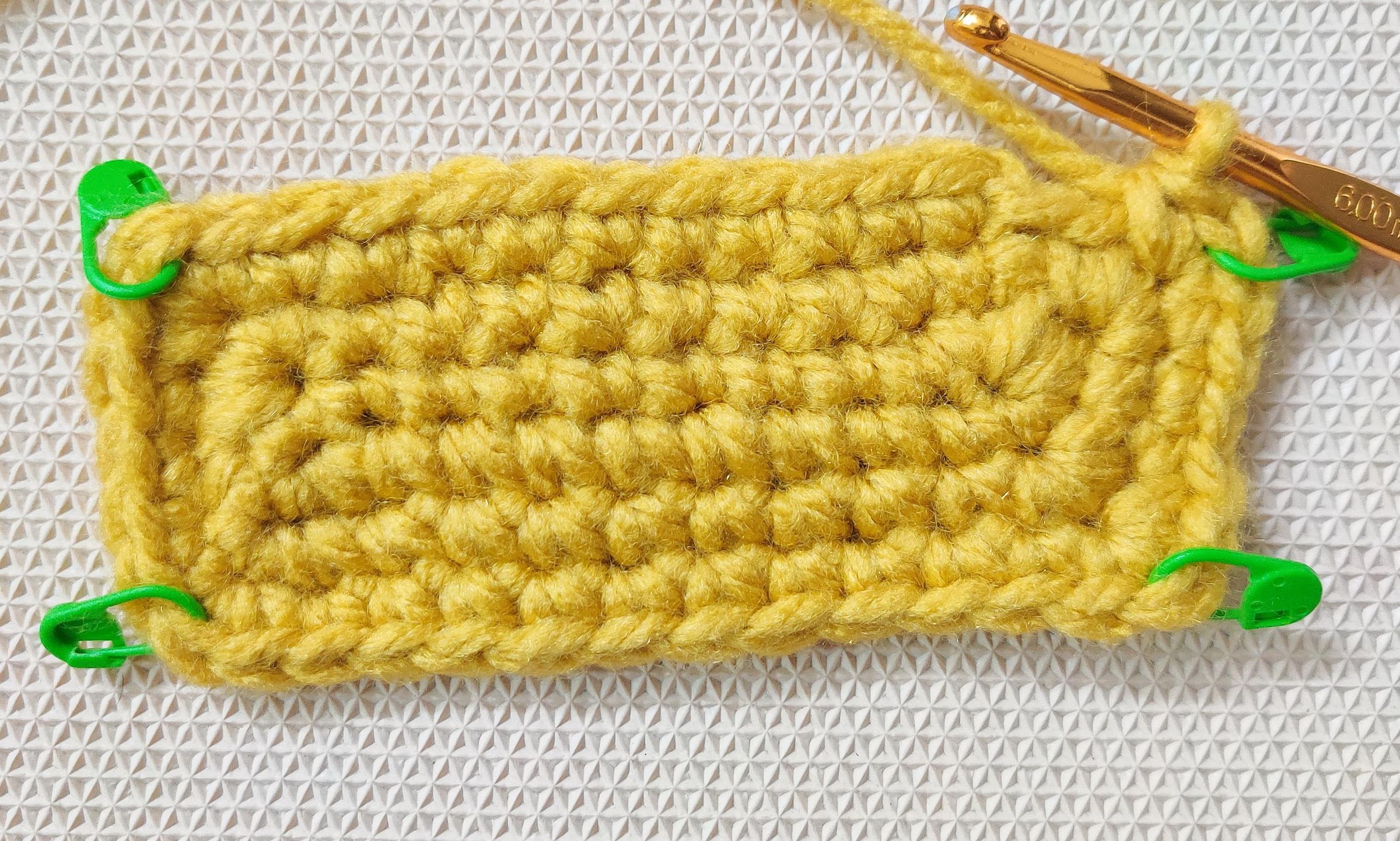 Crochet Rectangle Basket With Dividers Made in Rounds : 8 Steps (with ...