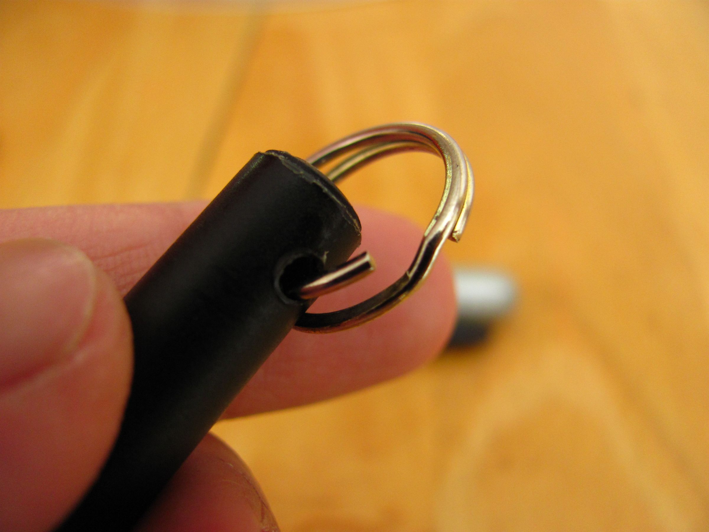 Mini BIC Keychain Pen! : 5 Steps - Instructables