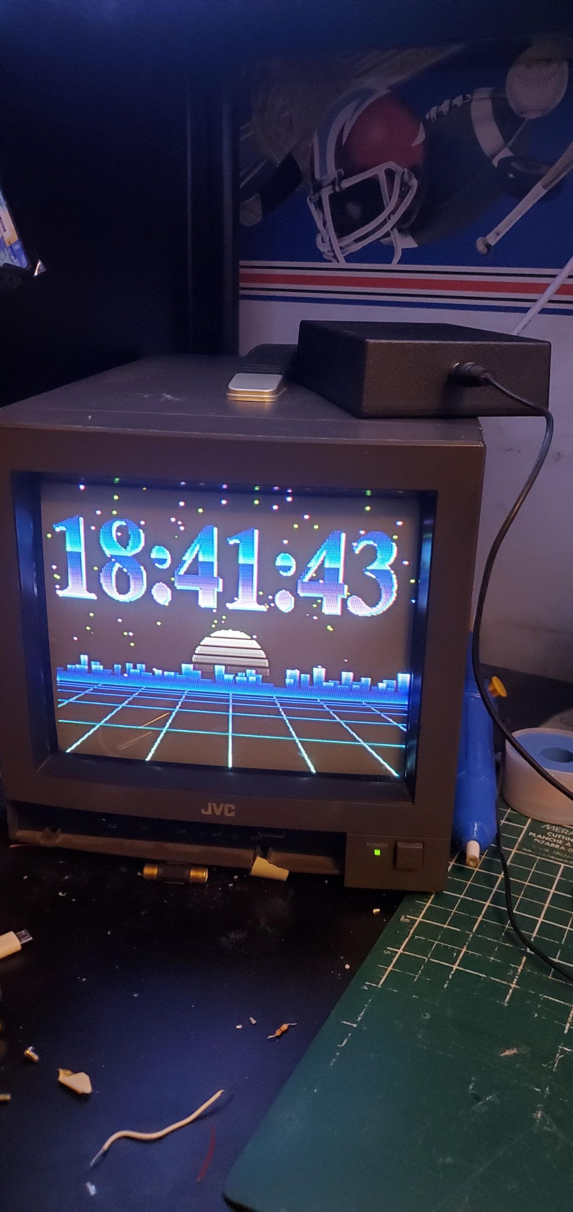 Make an Old TV Into an 80s Themed Clock : 8 Steps (with Pictures ...