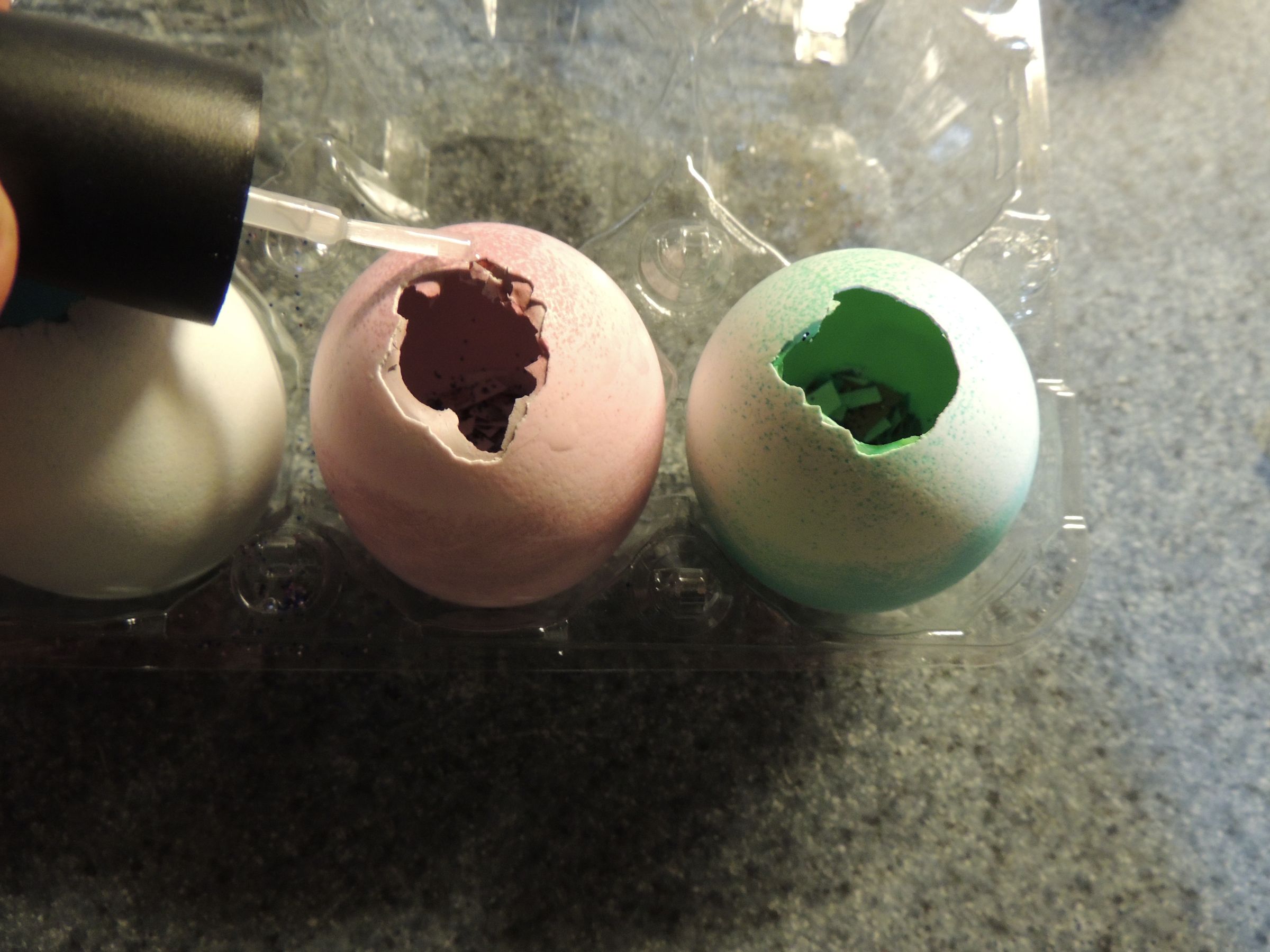 Glitter Confetti Egg Bombs : 5 Steps (with Pictures) - Instructables