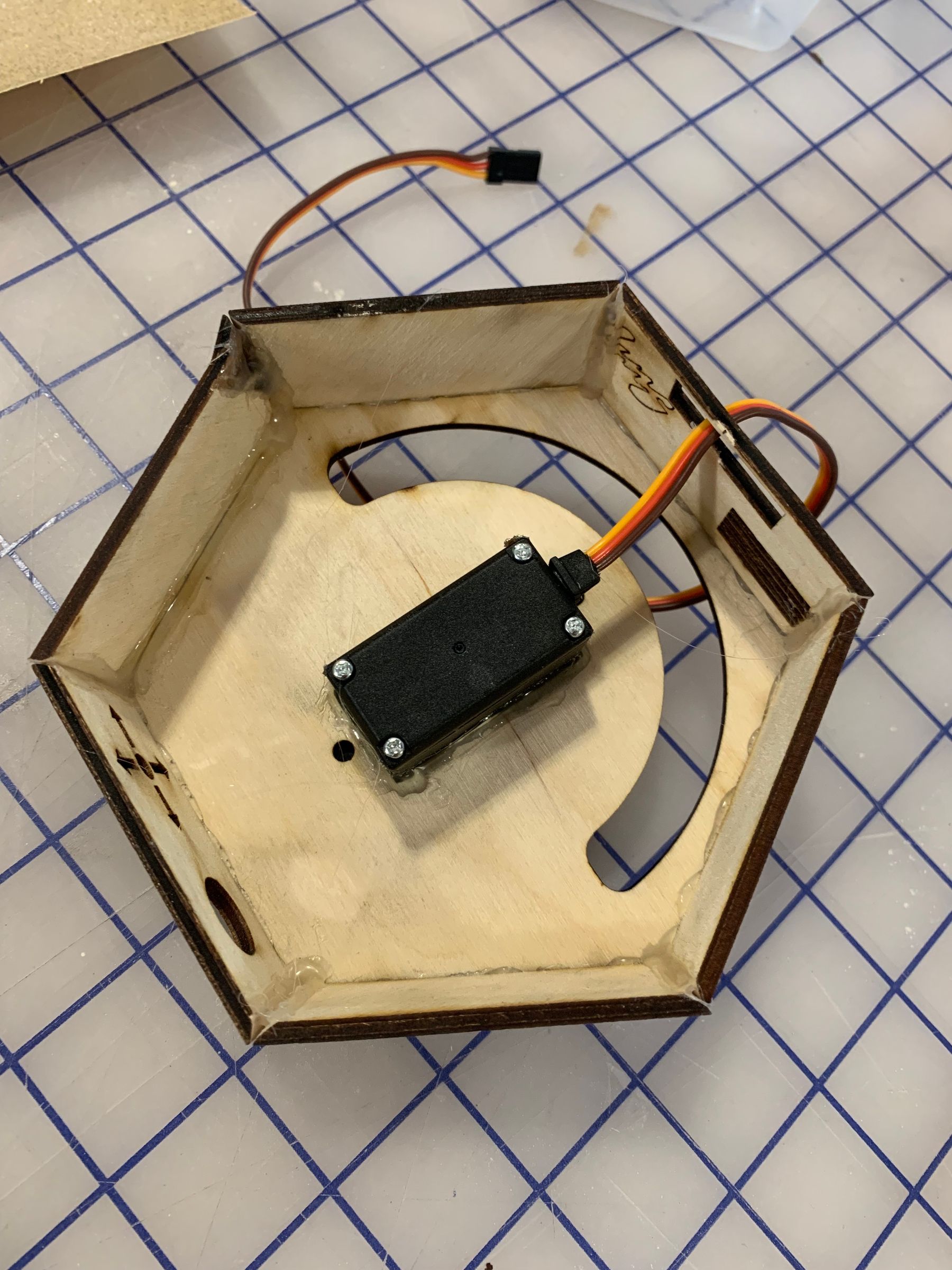 Building an Automatic Solar Tracker With Arduino Nano V2 : 17 Steps ...