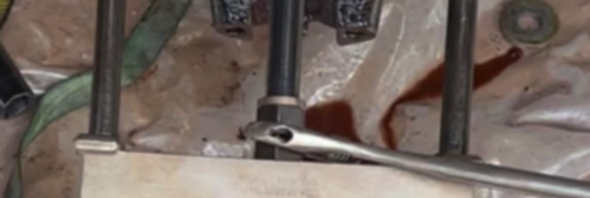 How to Remove a Yoke With a Bearing Puller : 6 Steps - Instructables