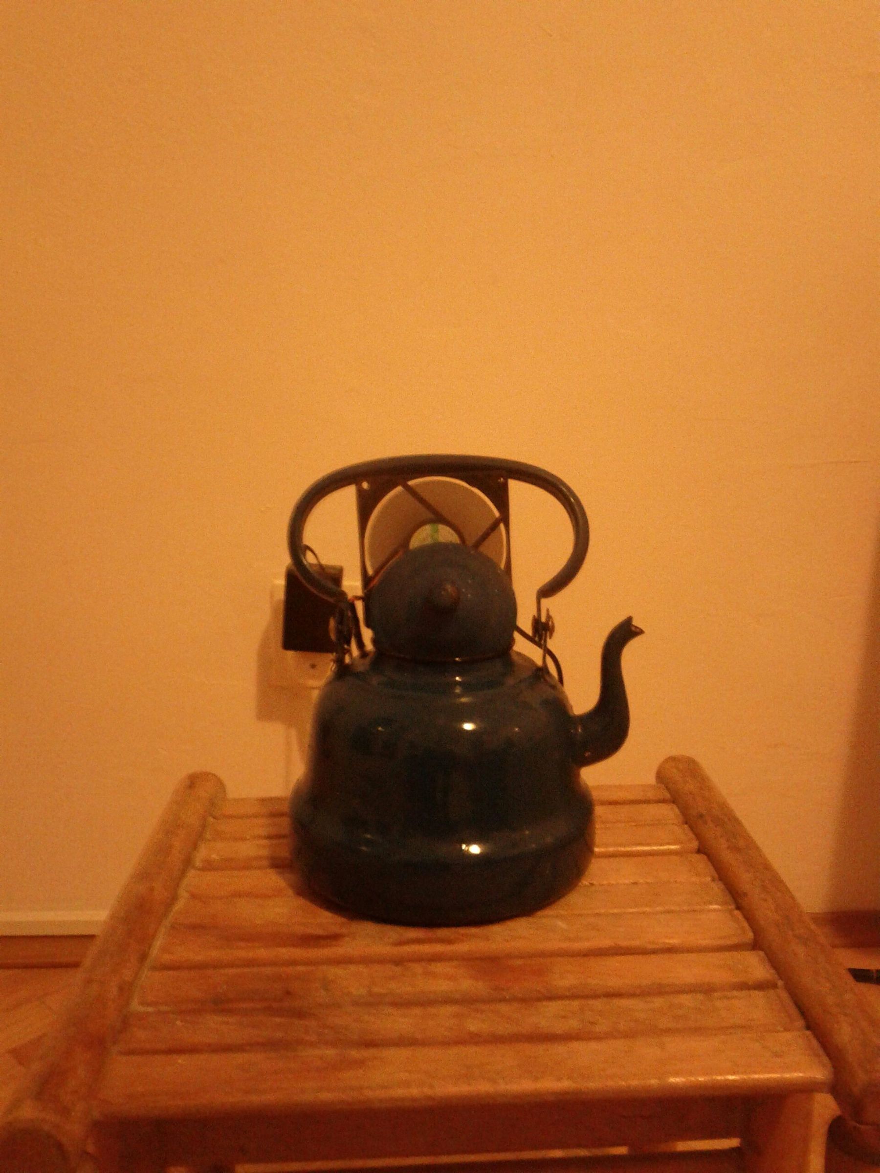Very Simple Air Humidifier : 4 Steps - Instructables