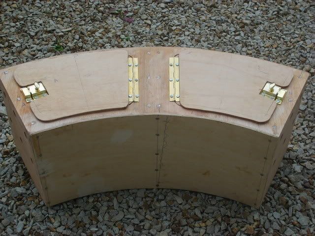 Curved Transport Box for Small Animals : 7 Steps - Instructables