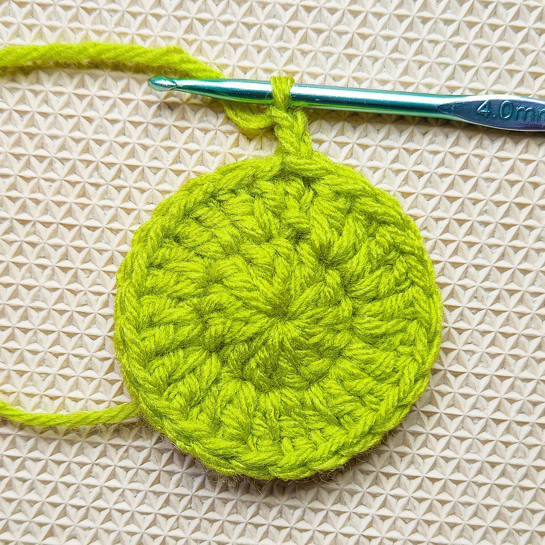 Seamless Solid Crochet Circle to Granny Square Pattern : 6 Steps (with ...