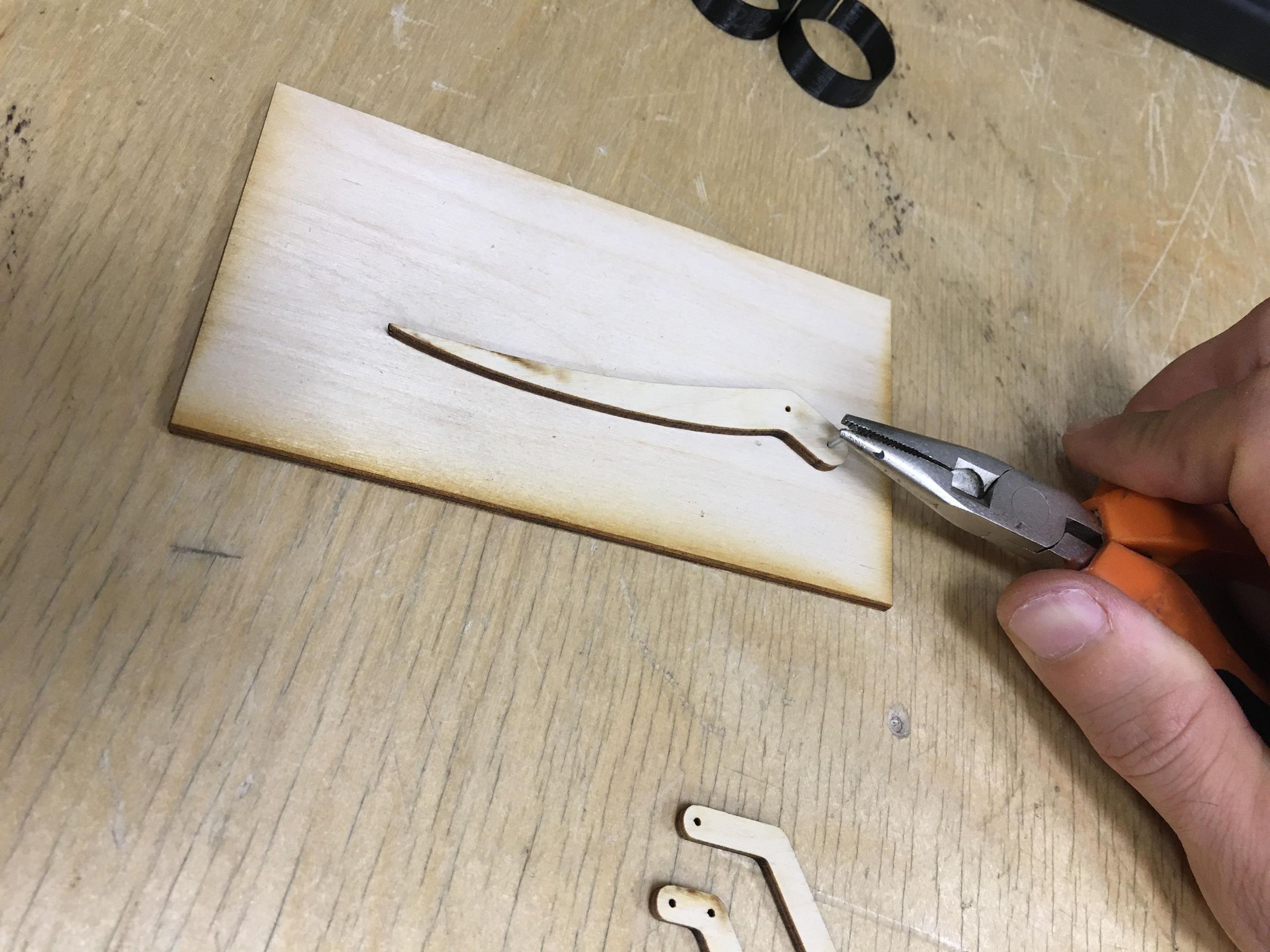 Articulated Finger Extensions : 4 Steps (with Pictures) - Instructables