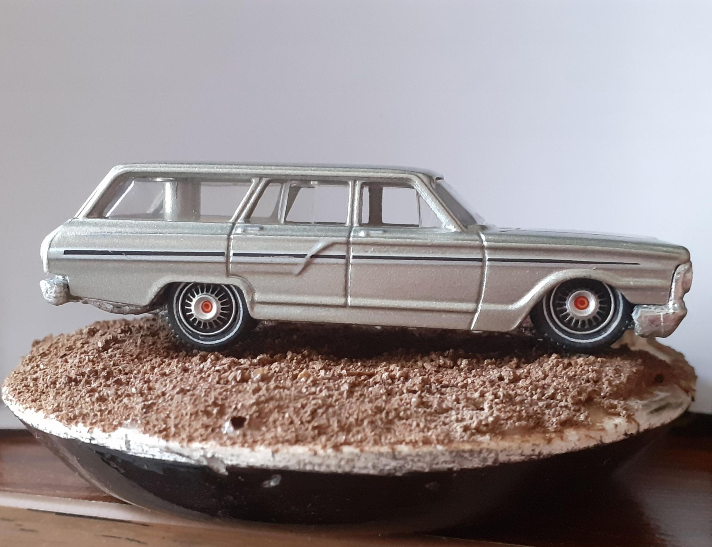 How to Make a Car Display Case : 4 Steps - Instructables