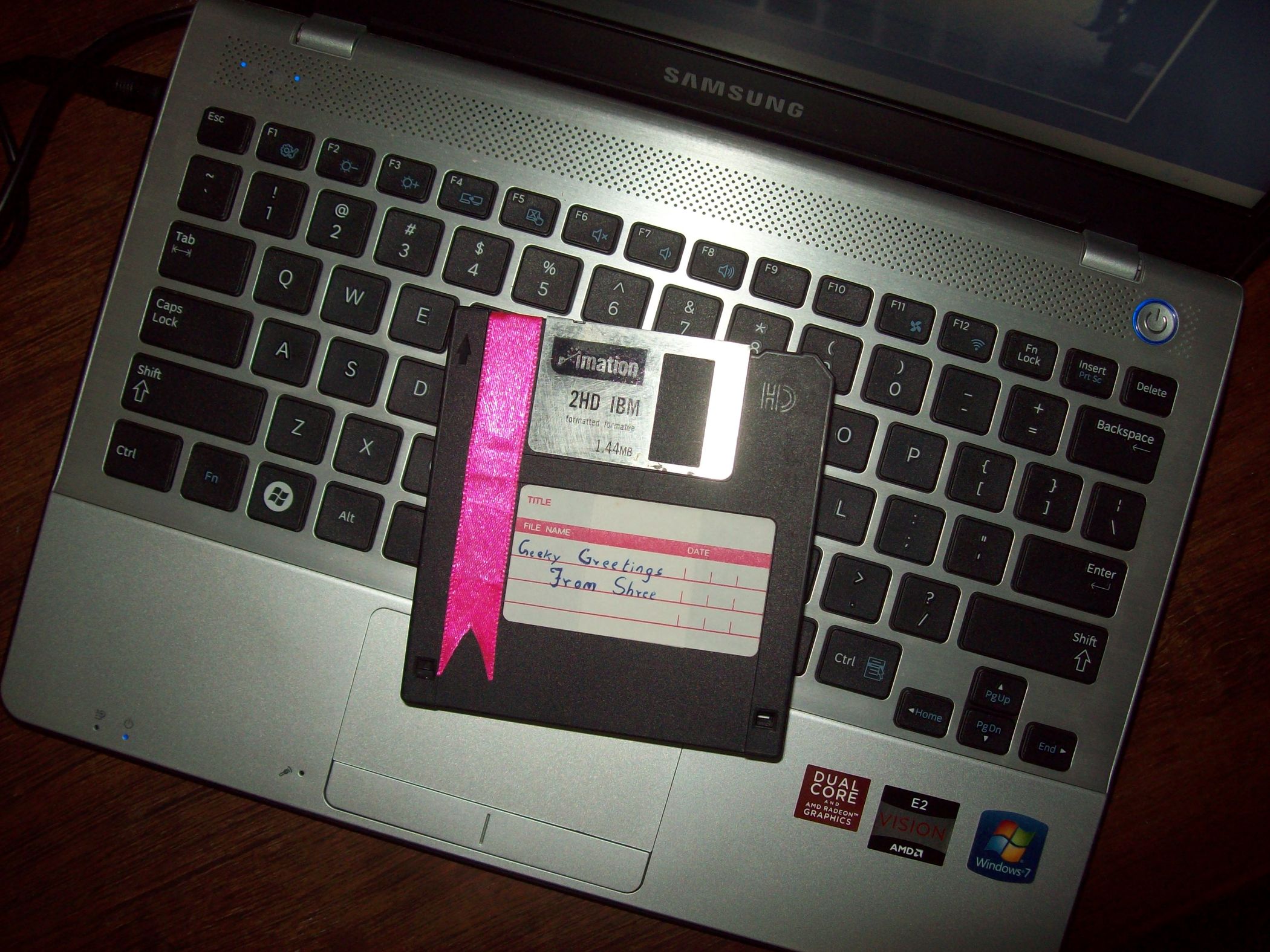 Geeky Greeting Card Using Old Floppy Disks : 8 Steps - Instructables