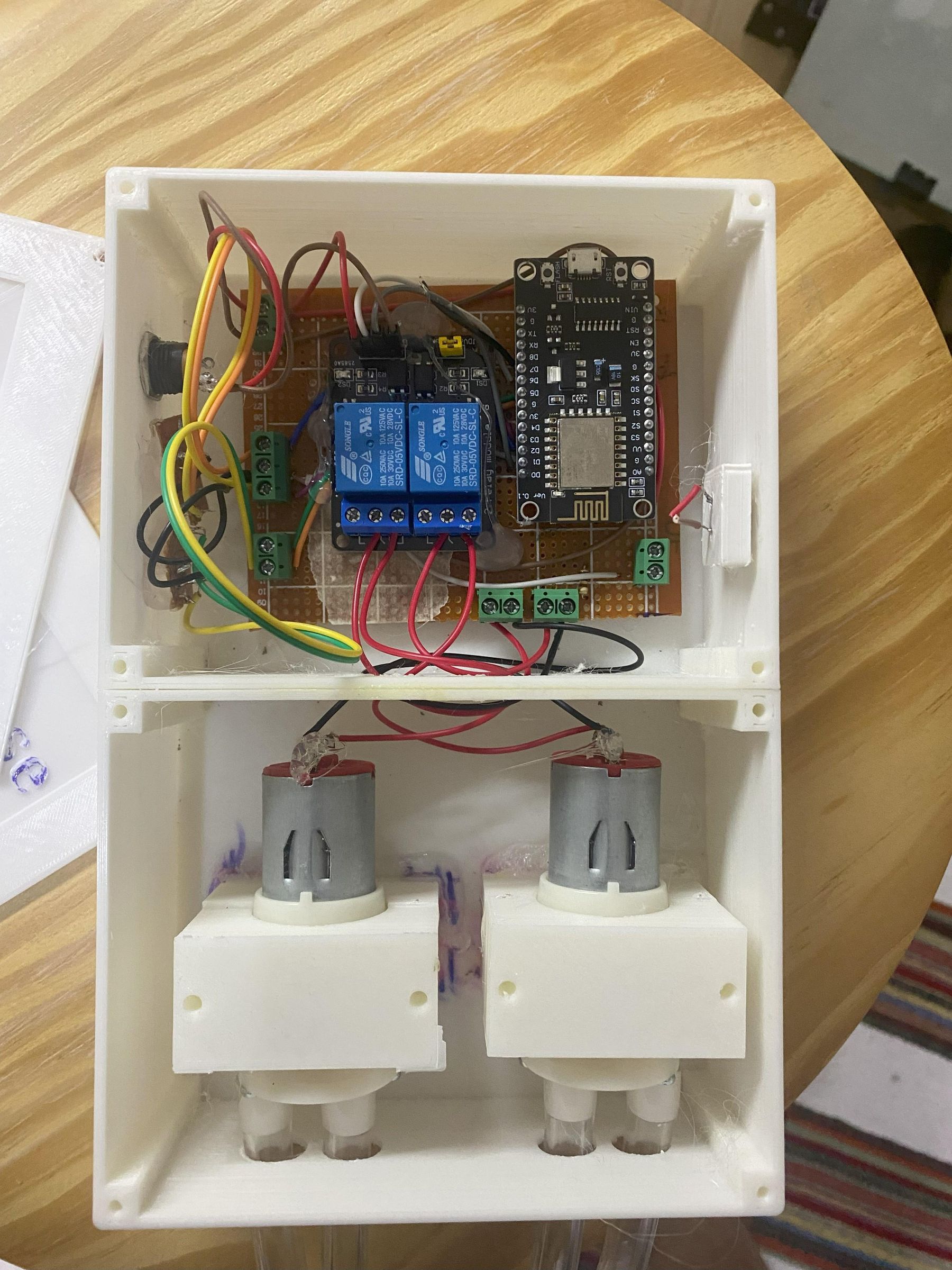 Android Phone Controlled 2 Pomp Smart Plant Water System : 4 Steps ...