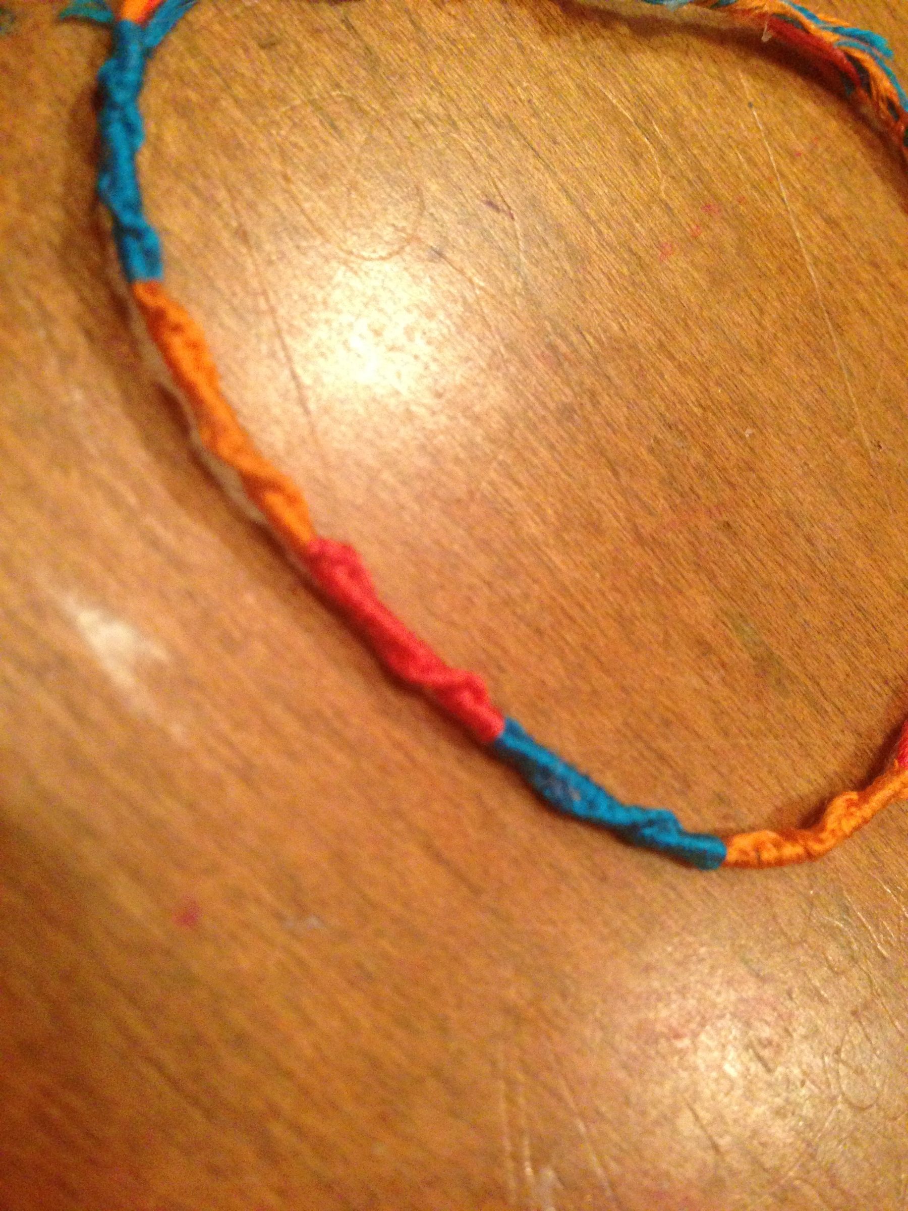 Spiral Knot Wrap Friendship Bracelet : 8 Steps - Instructables