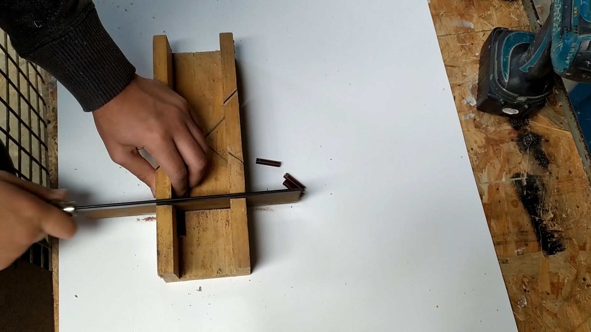 Solitaire Game With Crayons : 6 Steps (with Pictures) - Instructables