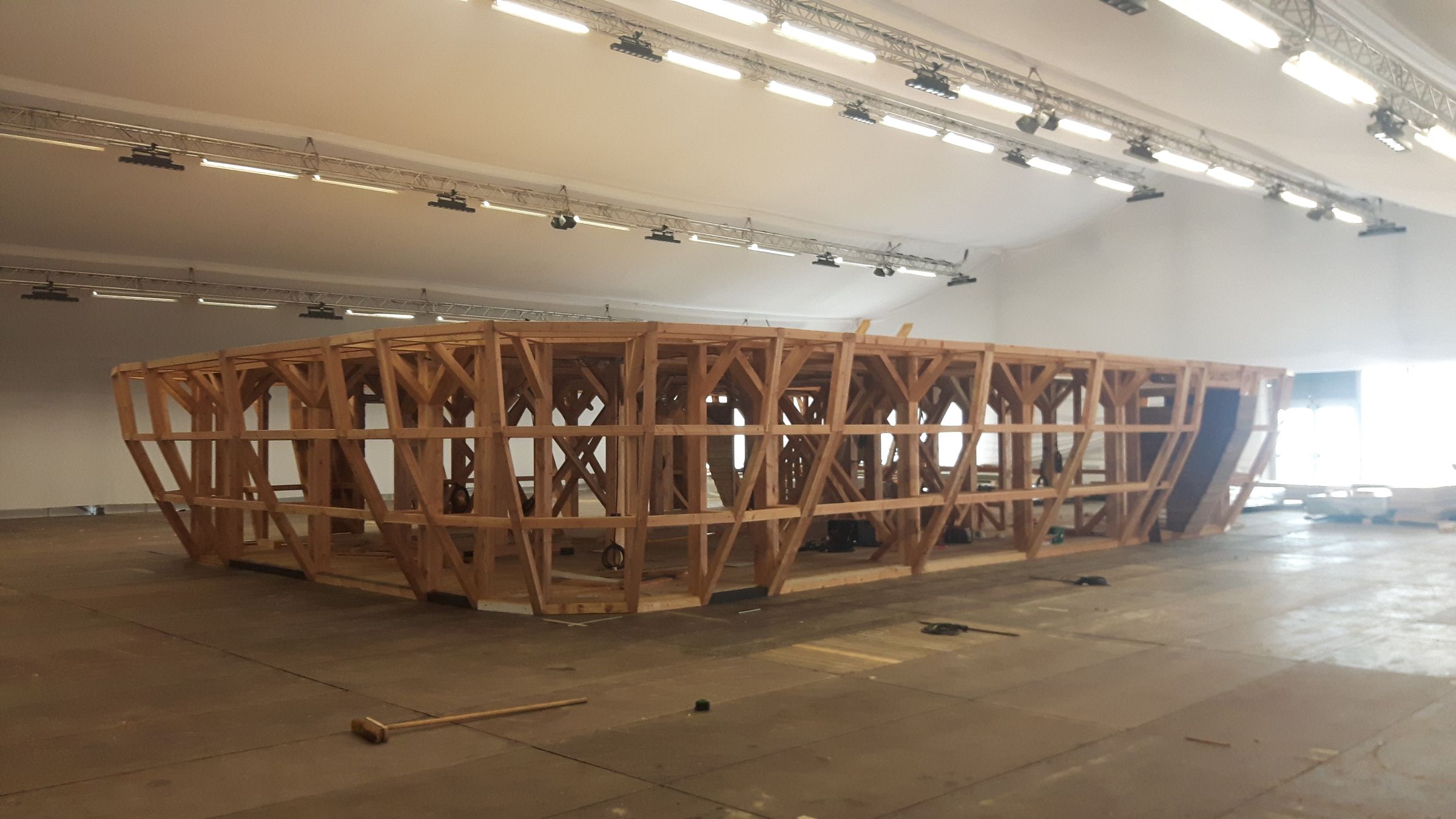 Life-size Wooden Ark : 14 Steps (with Pictures) - Instructables