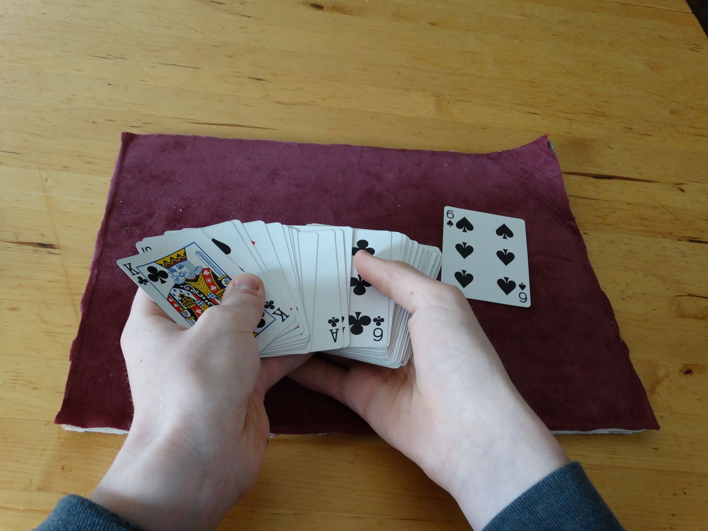 How to Do Awesome 2 Person Card Trick : 5 Steps - Instructables