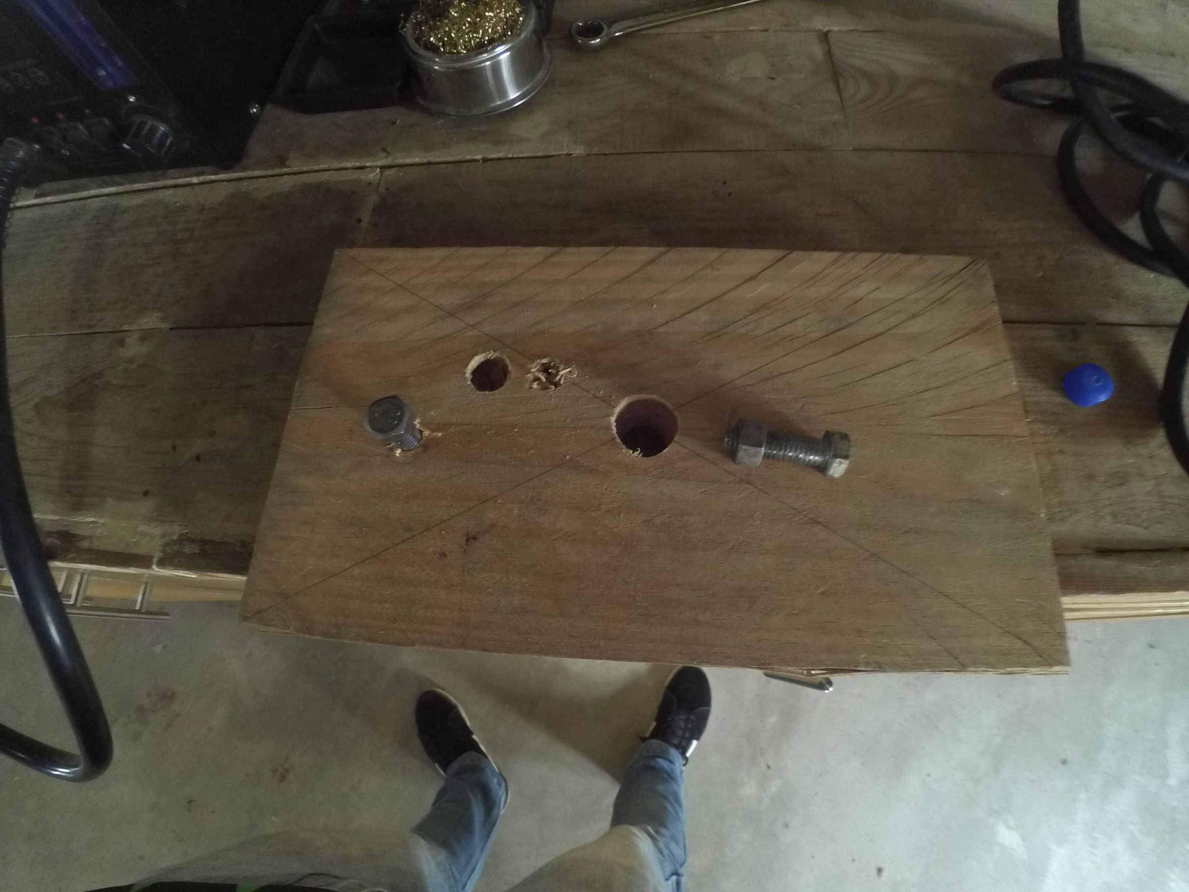 How to Screwing With Another Screw : 4 Steps (with Pictures ...