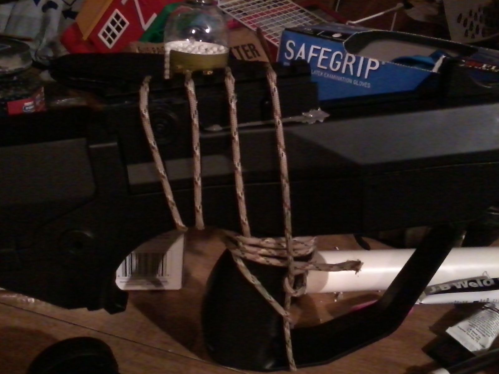 Airsoft FAMAS Custom (SMR Build From Black Ops) : 8 Steps - Instructables