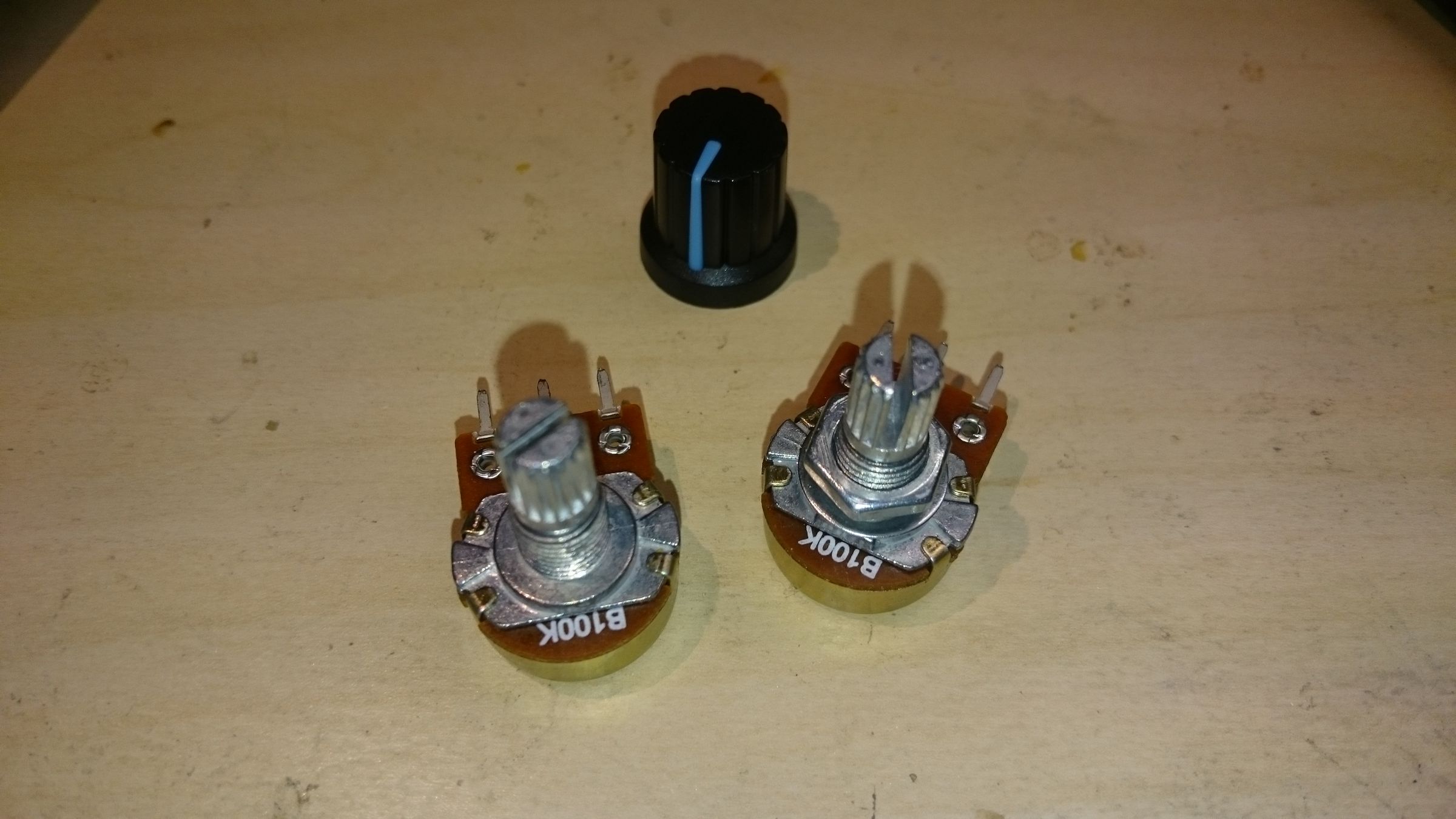 Hack Digital Radio, Replace the Volume Control : 5 Steps - Instructables